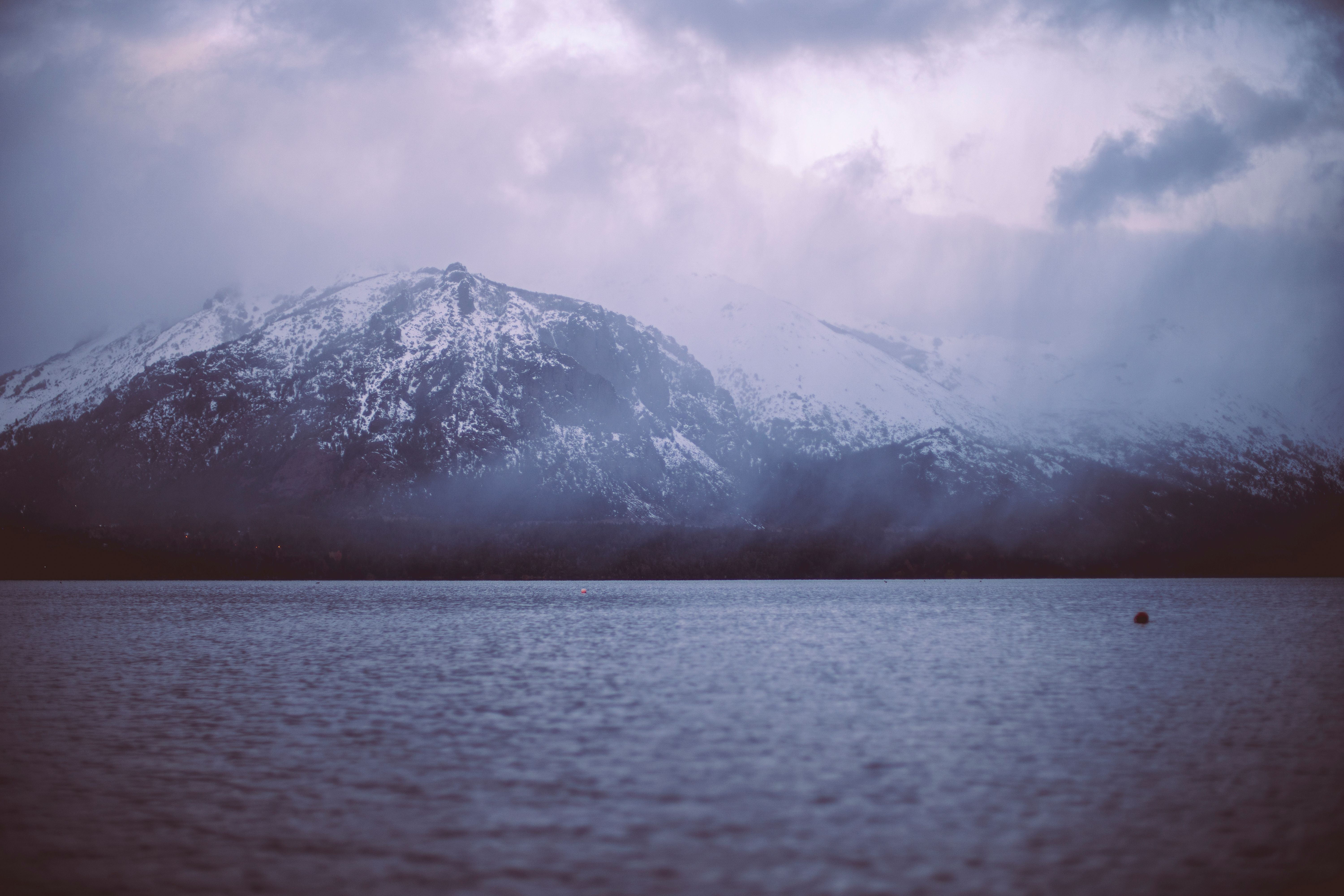 Nieve, Lago y neblina · Free Stock Photo
