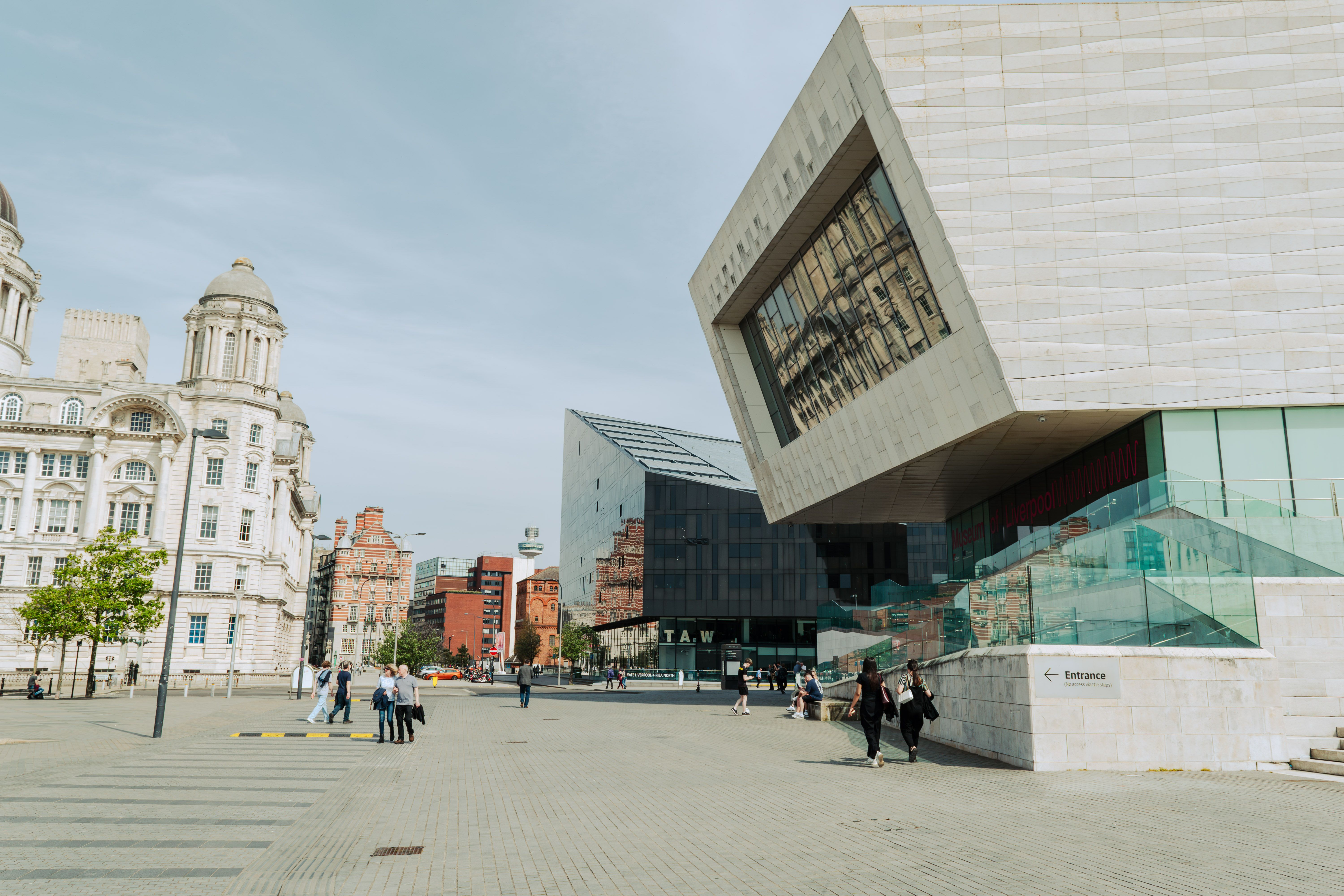 Pedestrians Walking in Front of the Museum of Liverpool, Liverpool, UK ...