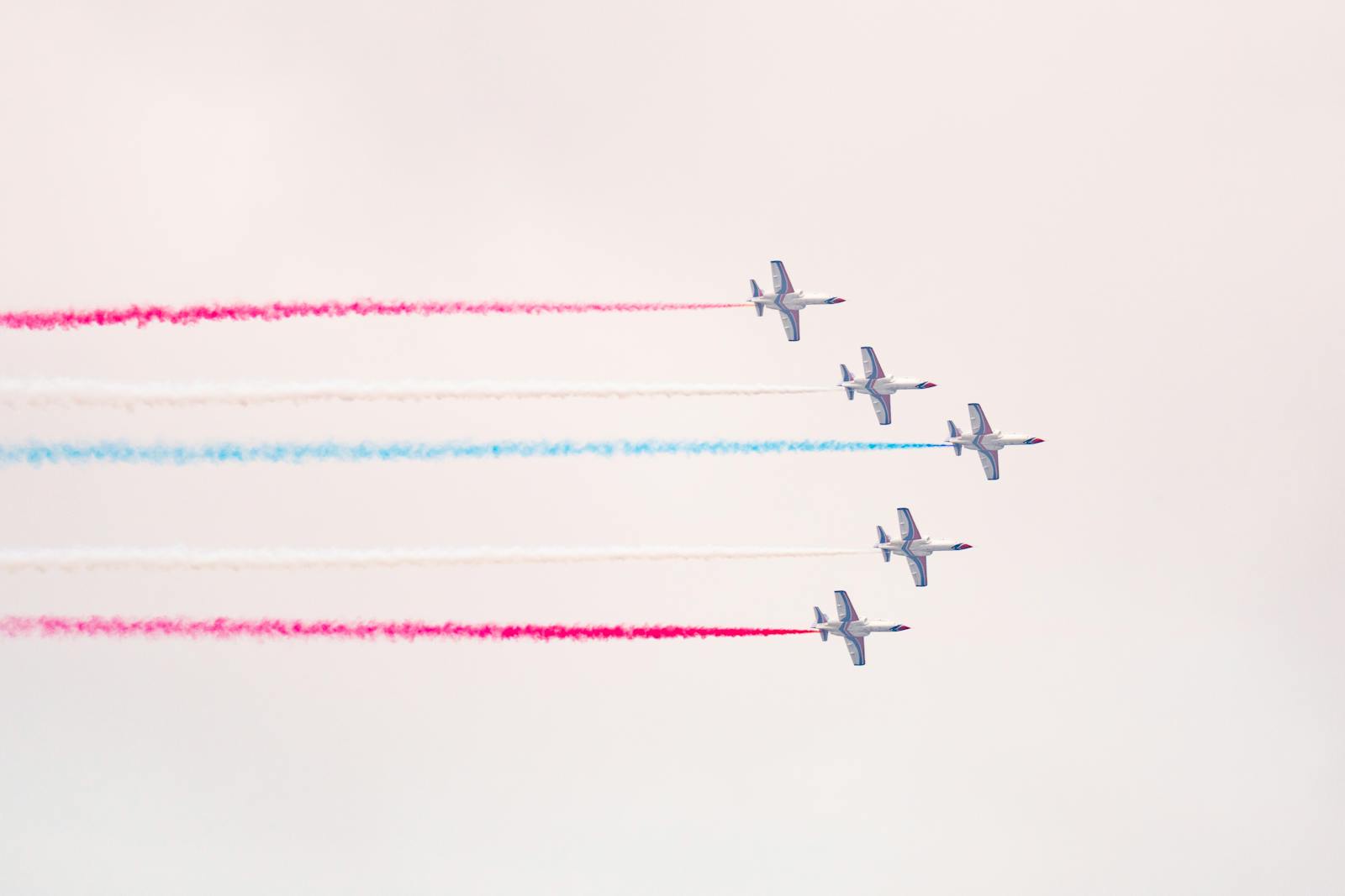 Lots Of Planes Photos, Download The BEST Free Lots Of Planes Stock ...