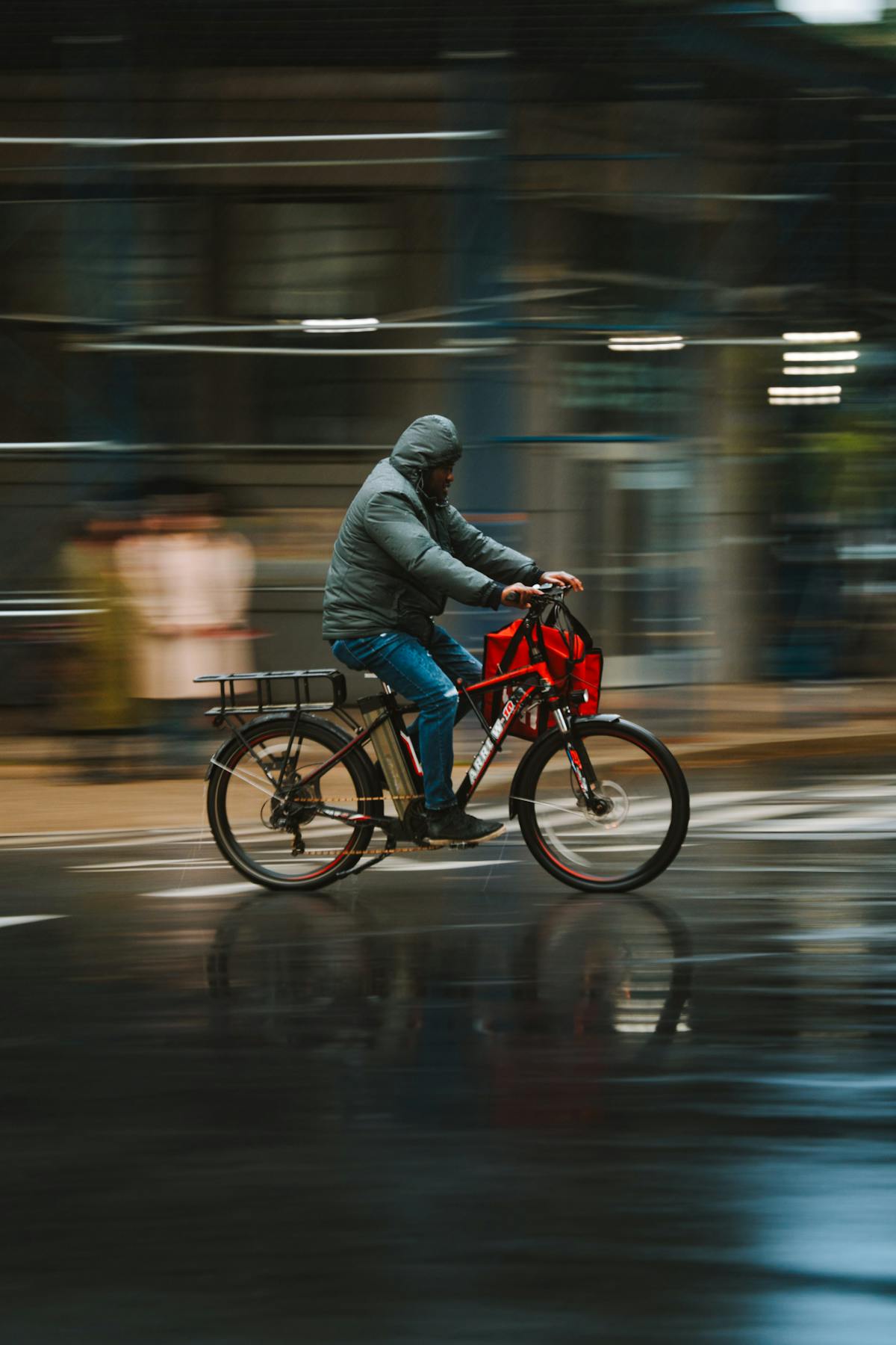 Bike Riding In The Rain Photos, Download The BEST Free Bike Riding In ...