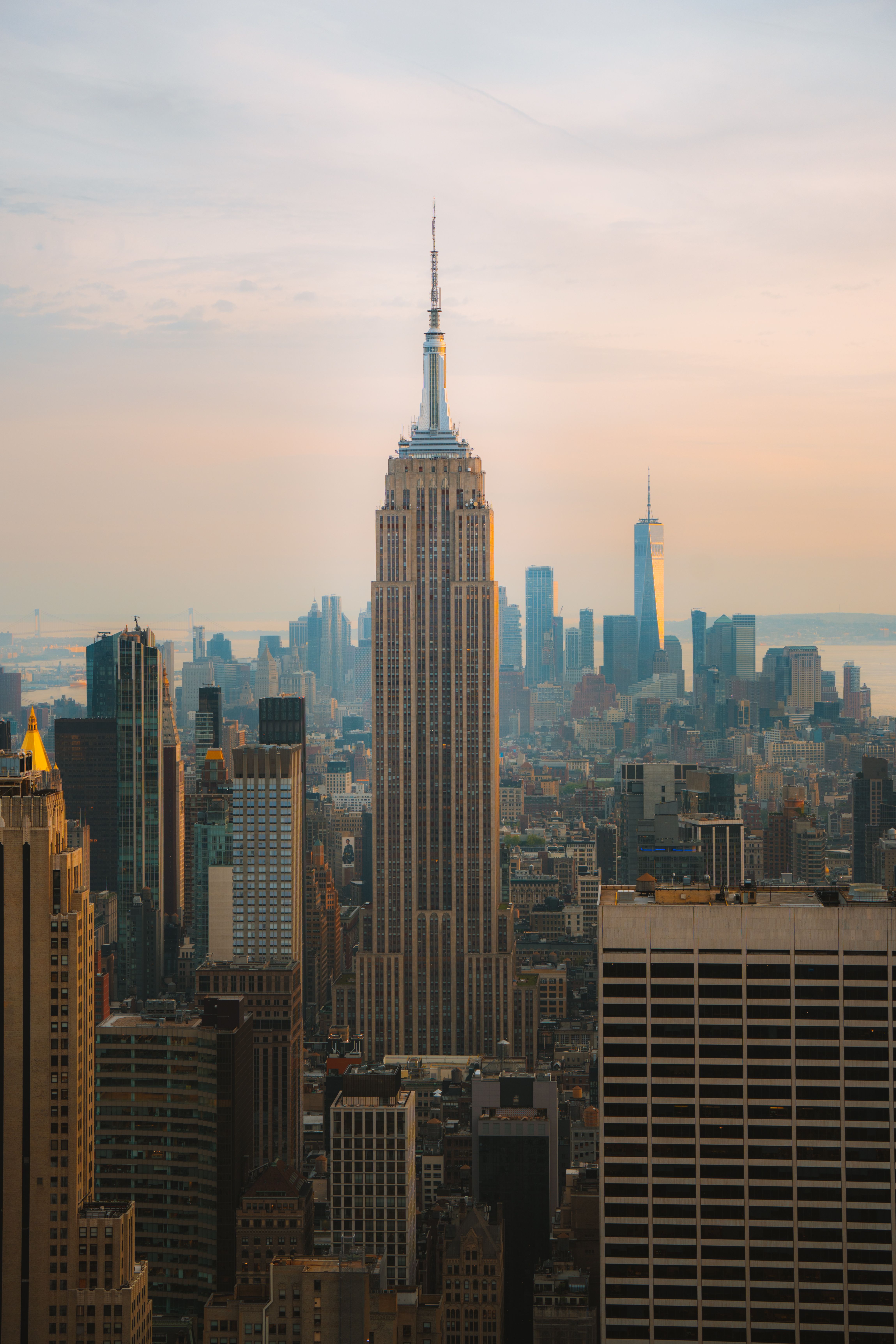 Iconic New York City Skyline with Empire State Building · Free Stock Photo