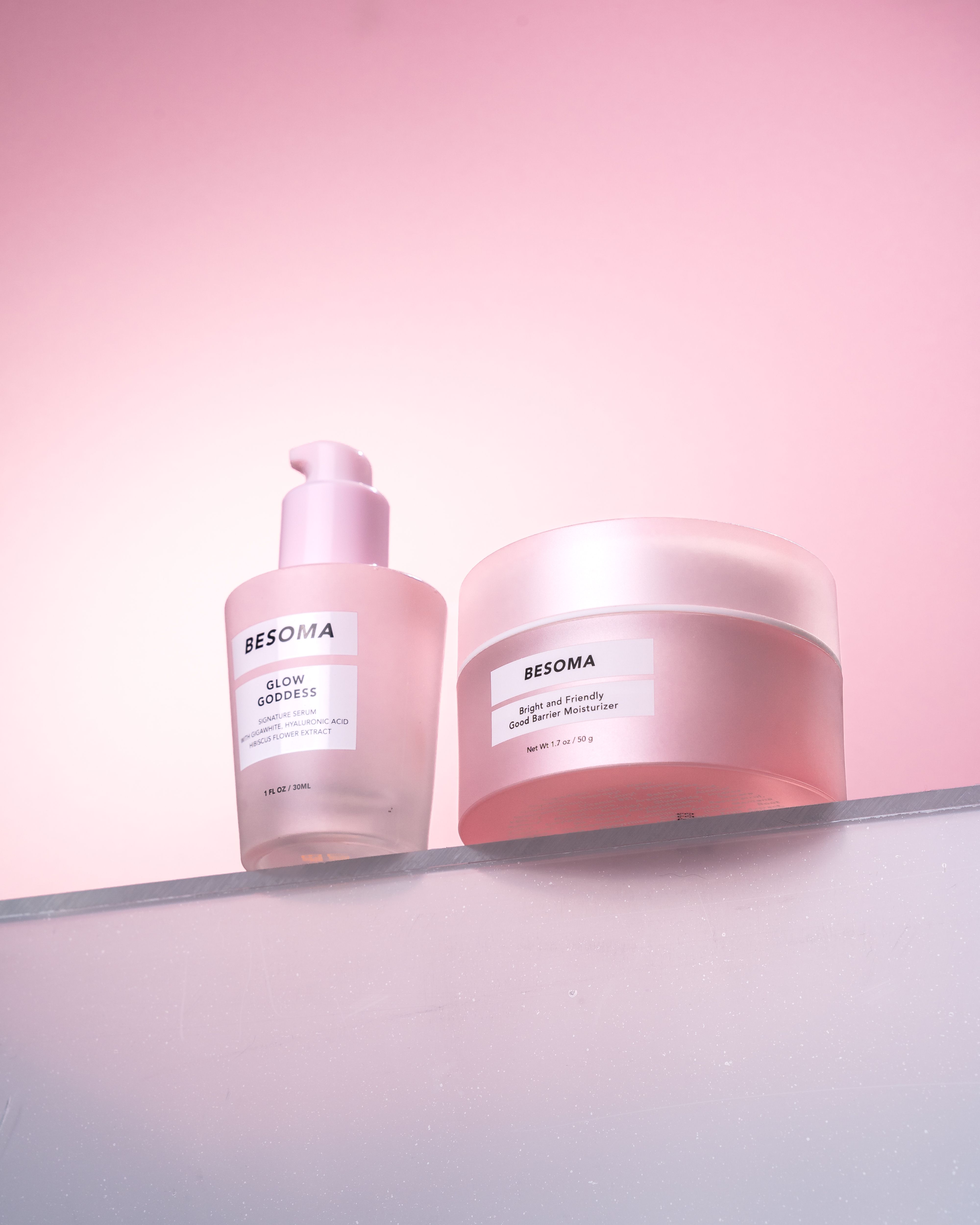 Skin care Product Photography with water · Free Stock Photo