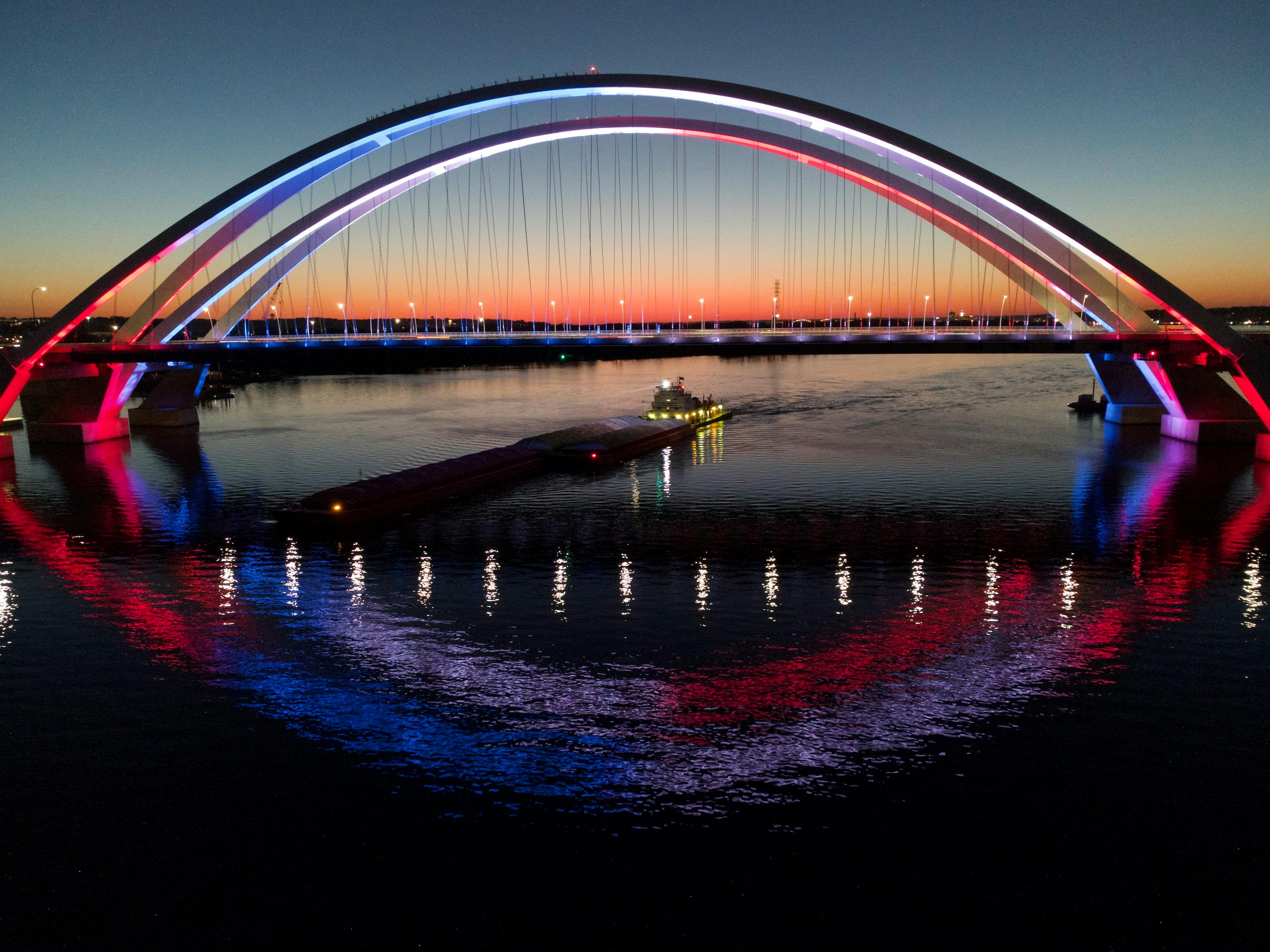 아이 74 브릿지 Photos, Download The BEST Free 아이 74 브릿지 Stock Photos & HD Images