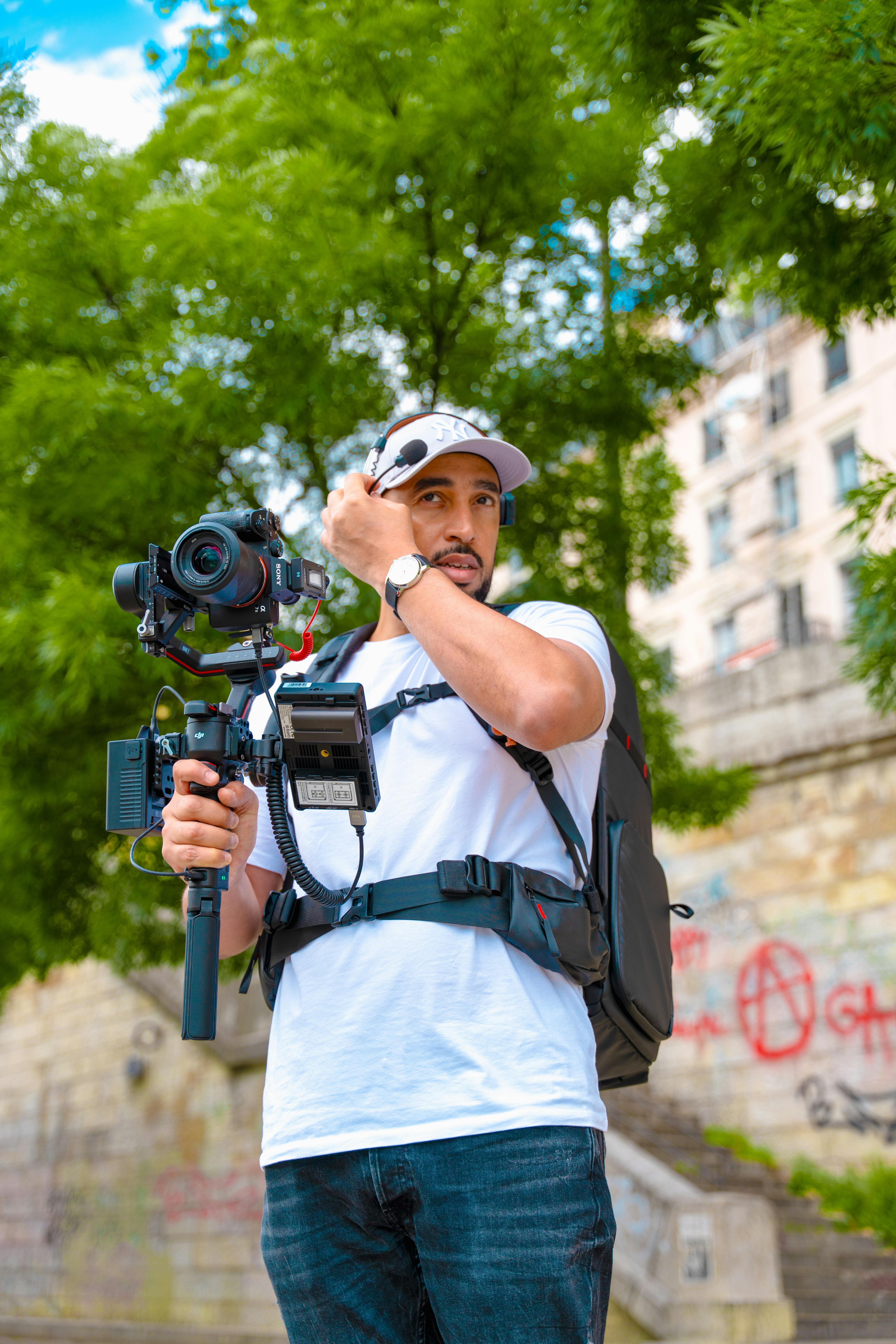 Man Standing With Camera Photos, Download The BEST Free Man Standing ...