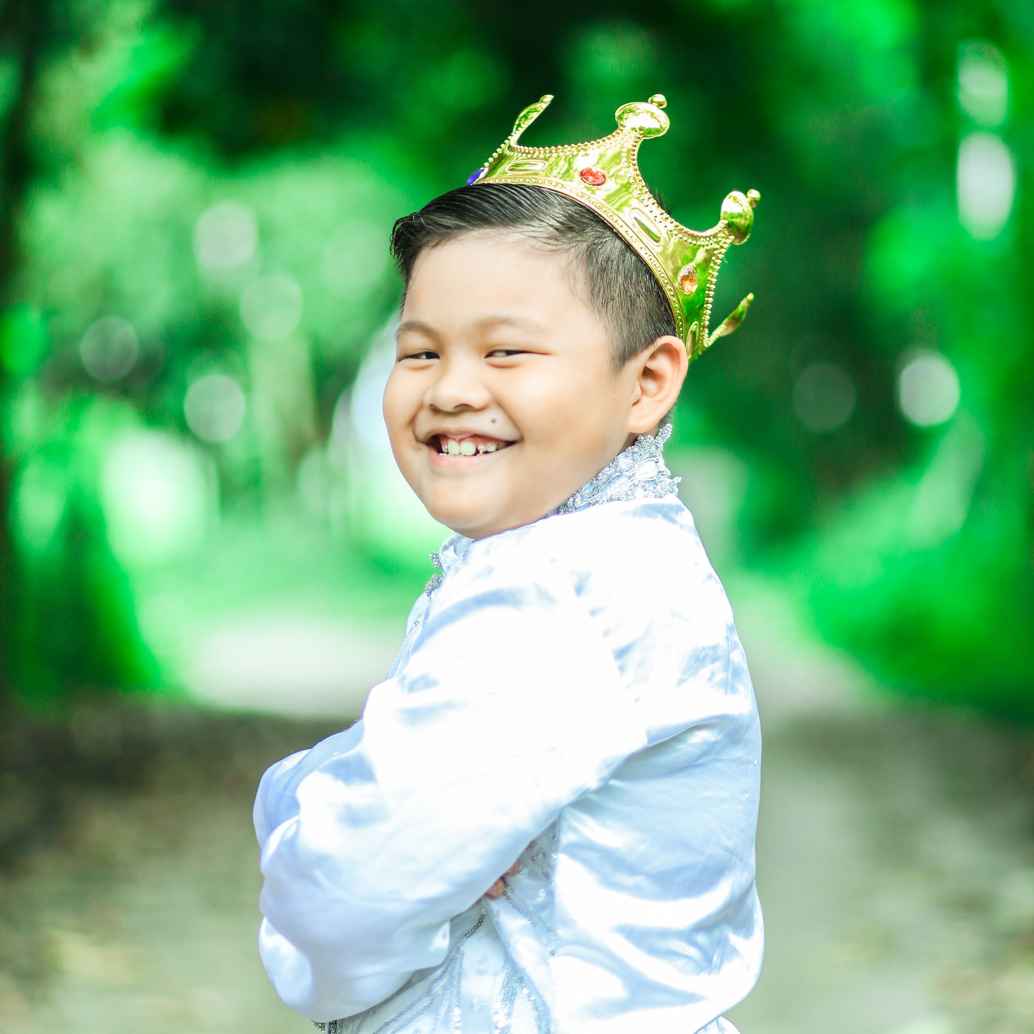 Portrait of Child with Crown · Free Stock Photo