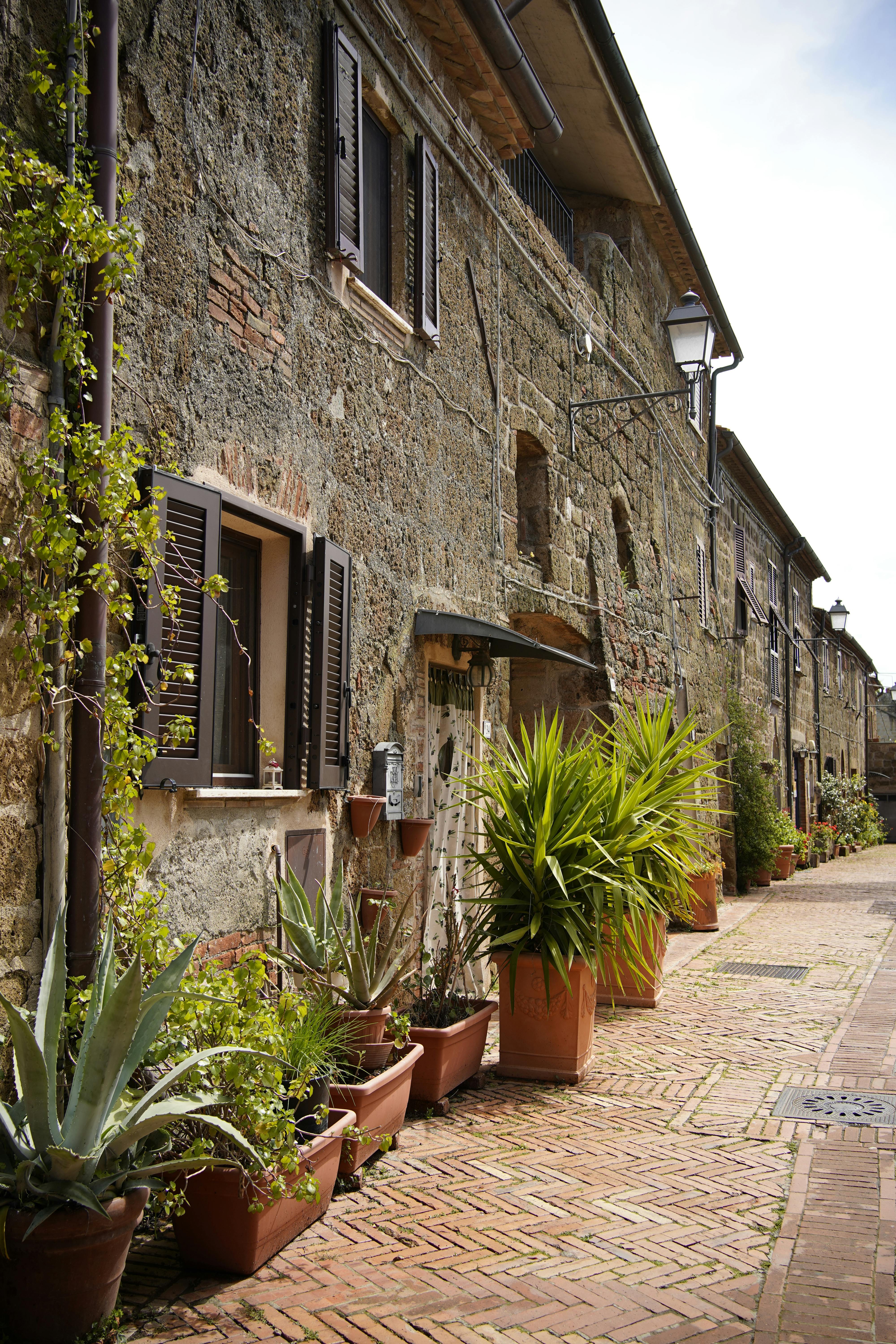 Rustic Italian Architecture with Terra Cotta Rooftops · Free Stock Photo