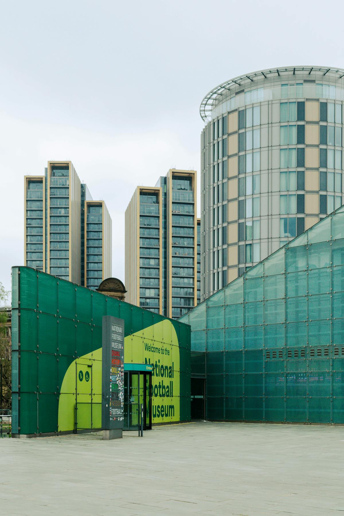 Glass Buildings Photos, Download The BEST Free Glass Buildings Stock ...