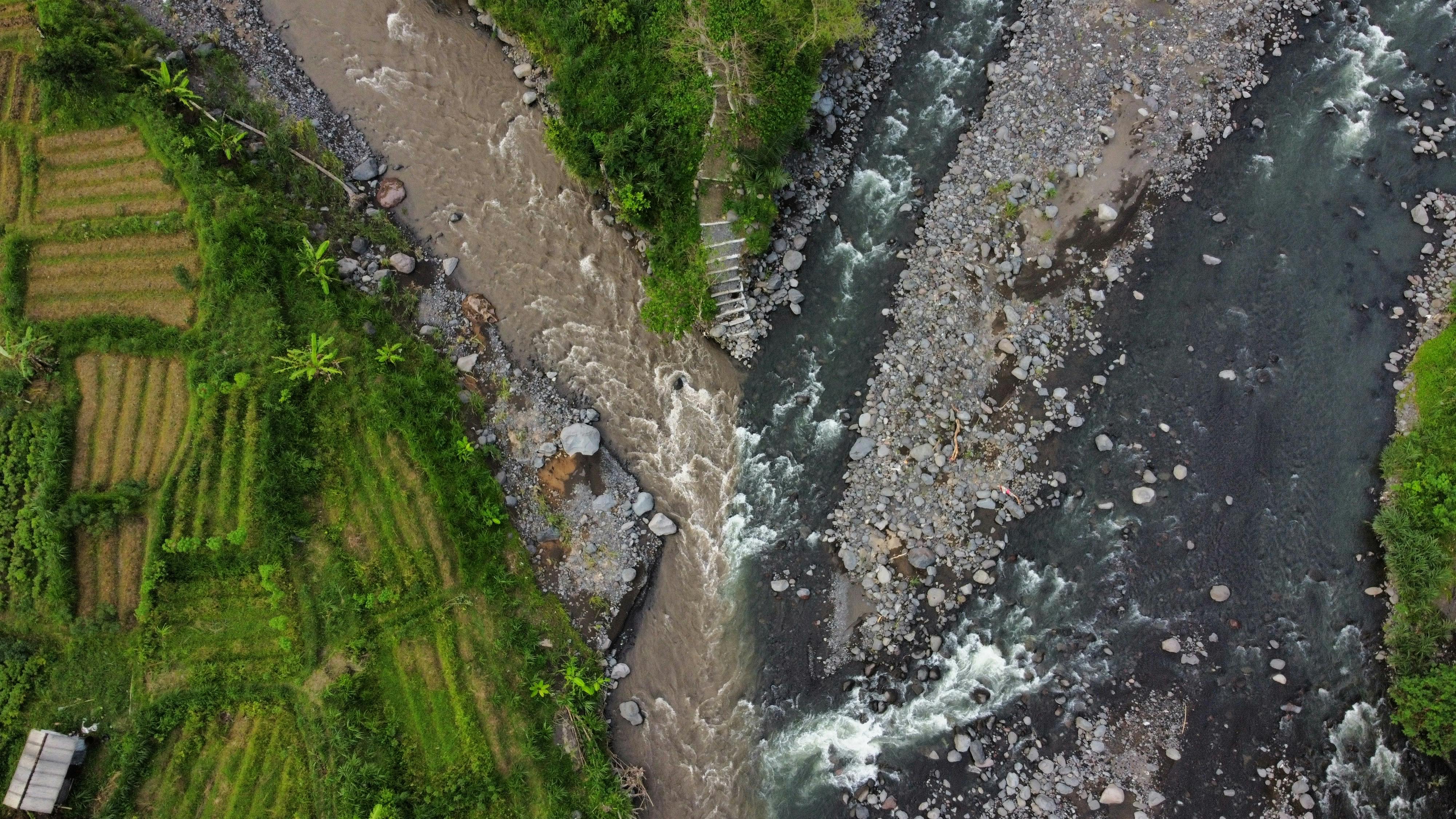 Two Rivers Mixing · Free Stock Photo