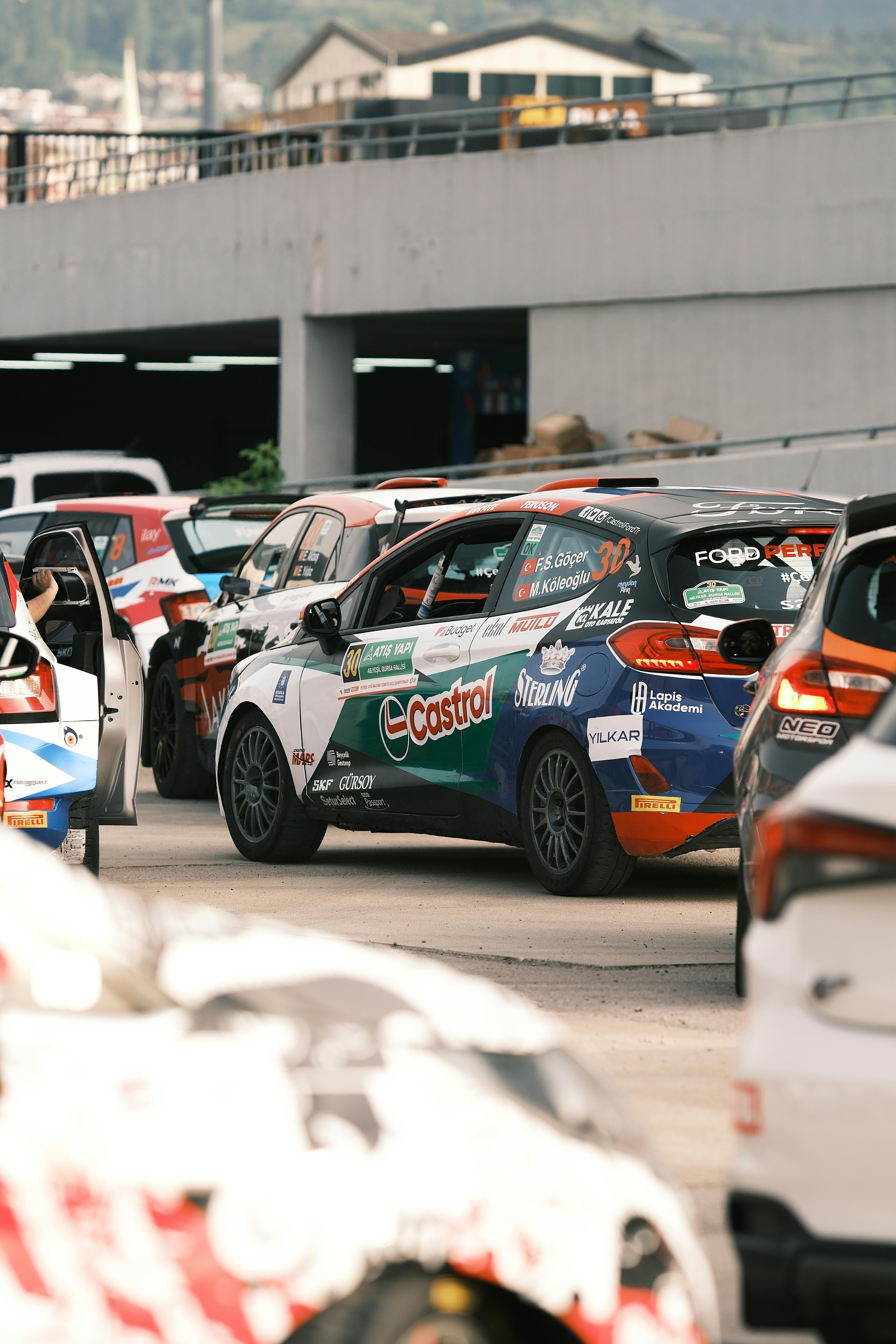 Racing Cars on Road · Free Stock Photo