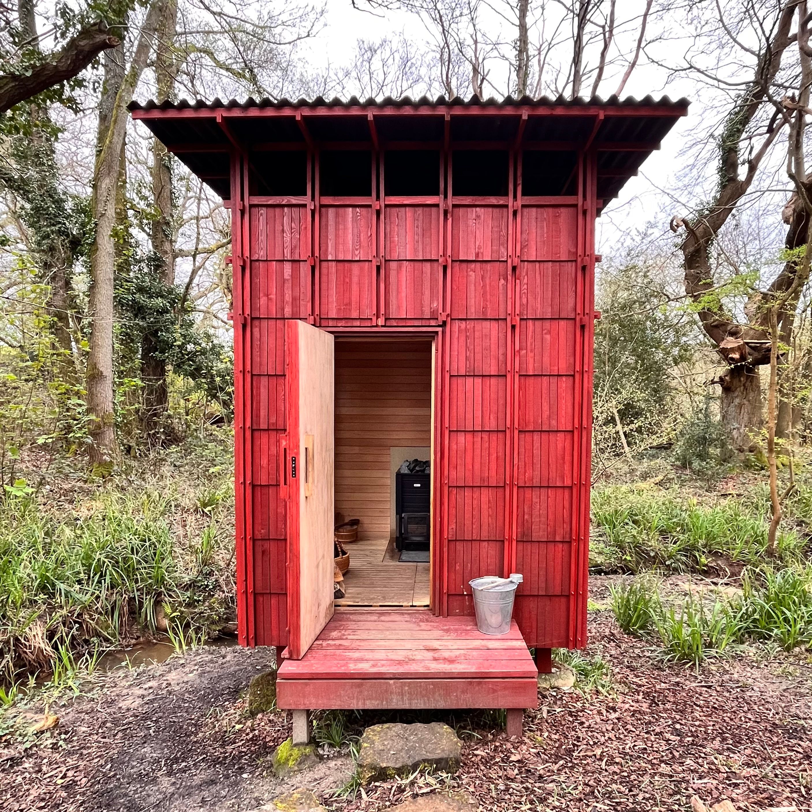 Red Shed in Forest · Free Stock Photo
