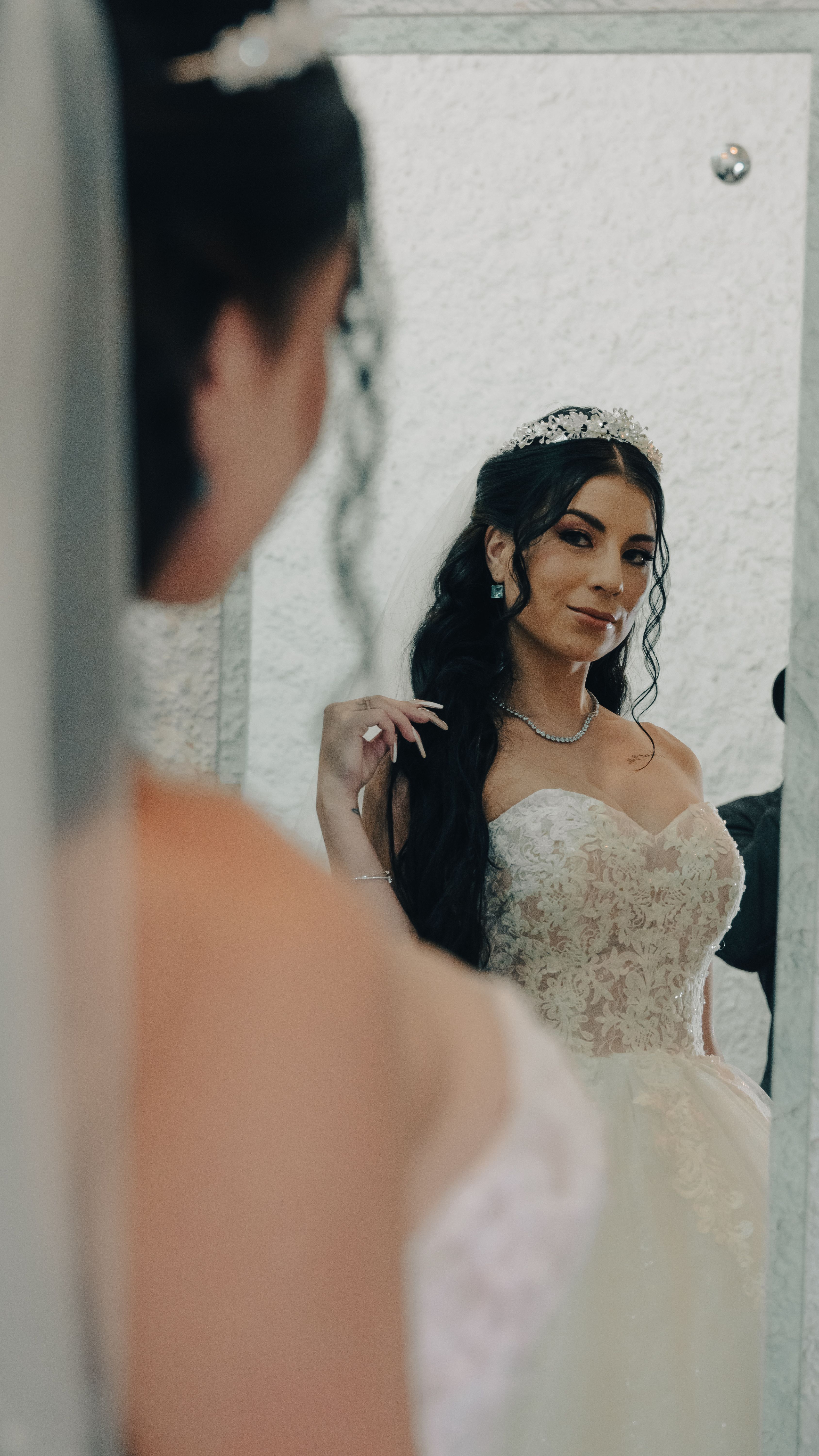 Reflection of Bride in Wedding Dress in Mirror · Free Stock Photo