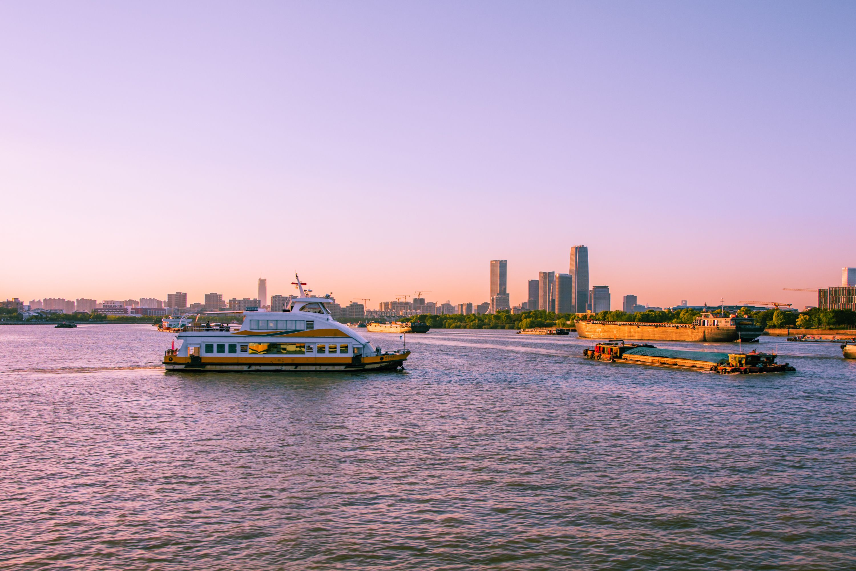 Ships and Ferries on Jinghang Waterway Canal in China at Sunset · Free ...