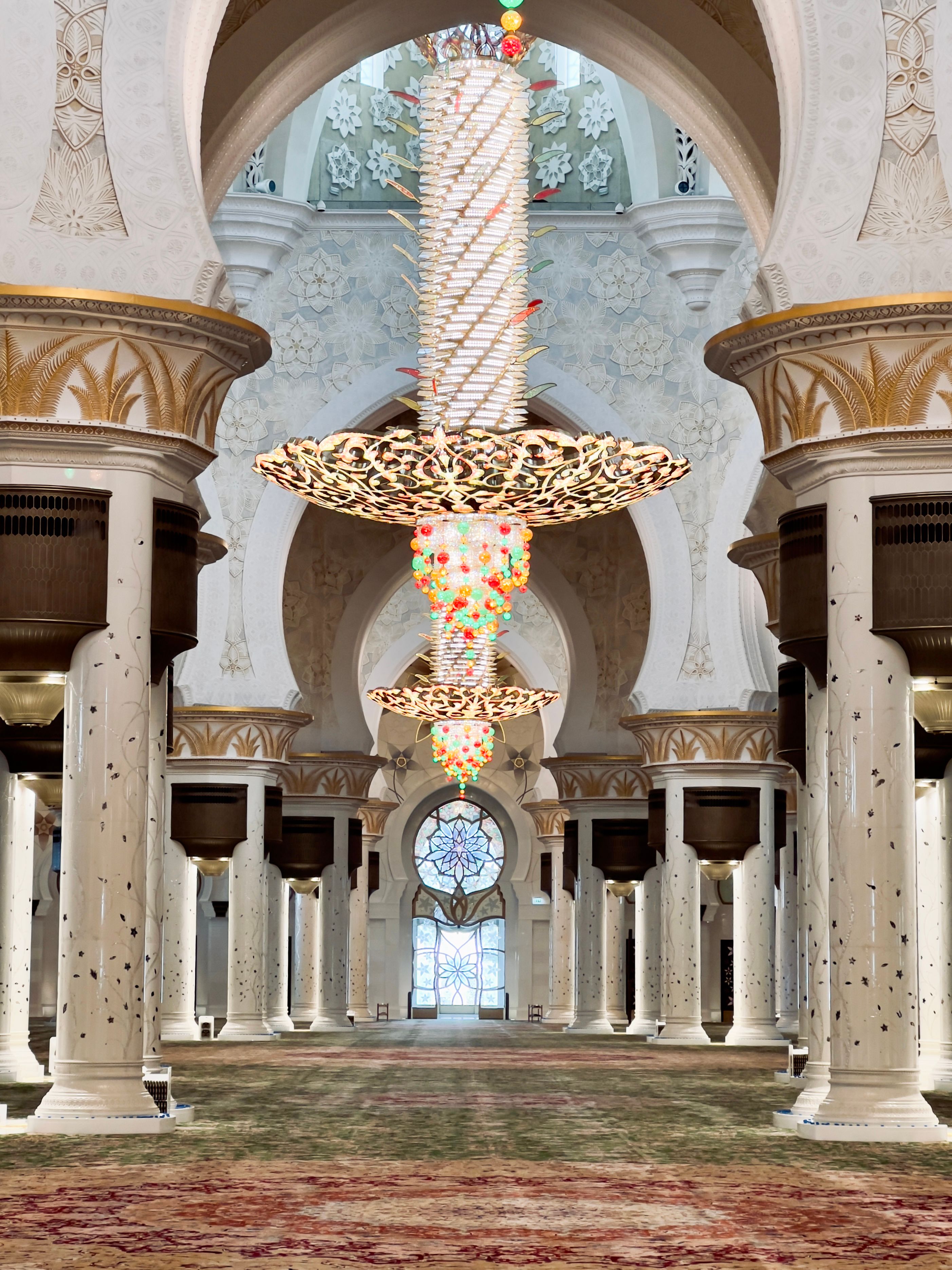Interior of Sheikh Zayed Grand Mosque in Abu Dhabi in UAE · Free Stock ...