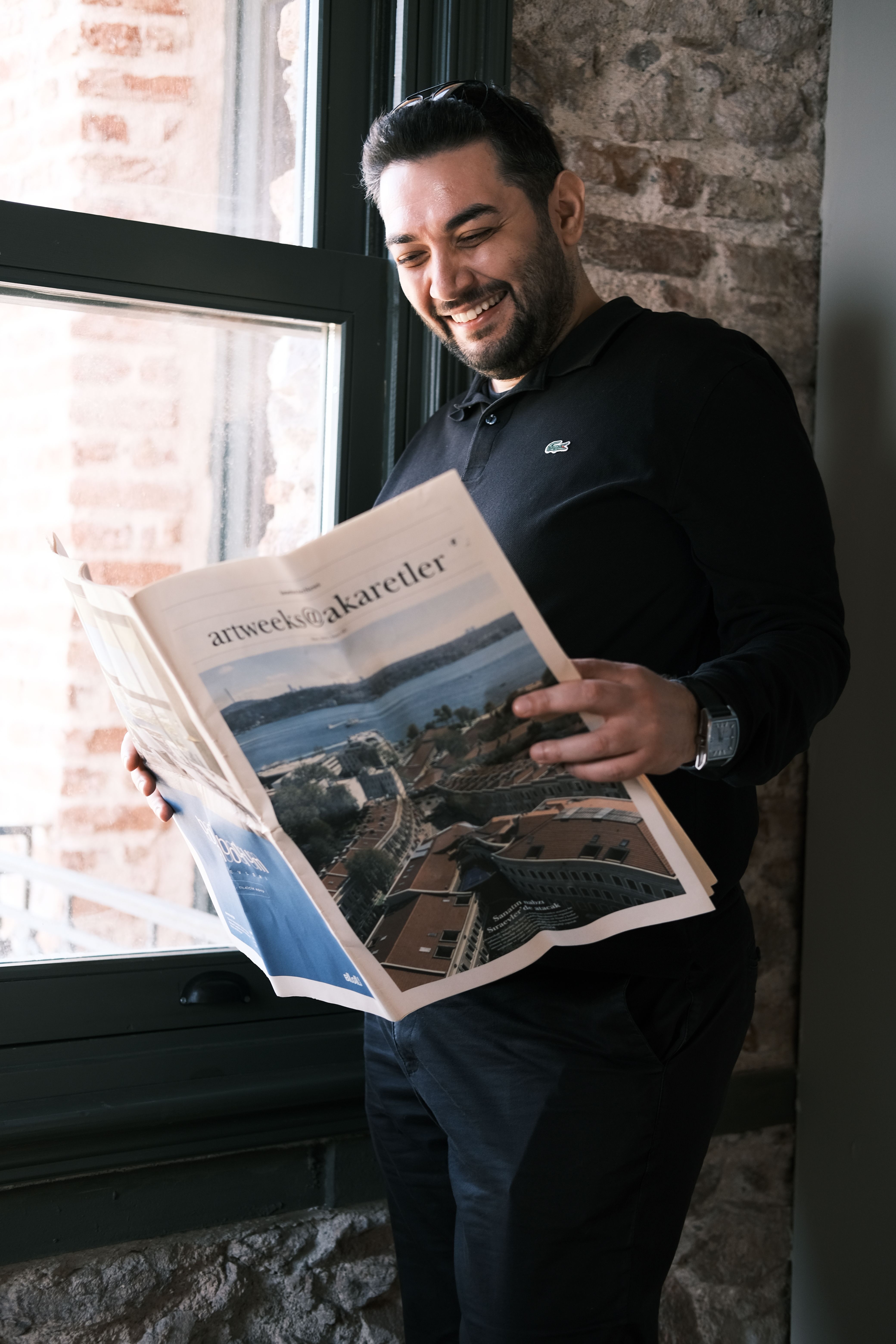 Newspaper Man Photos, Download The BEST Free Newspaper Man Stock Photos ...