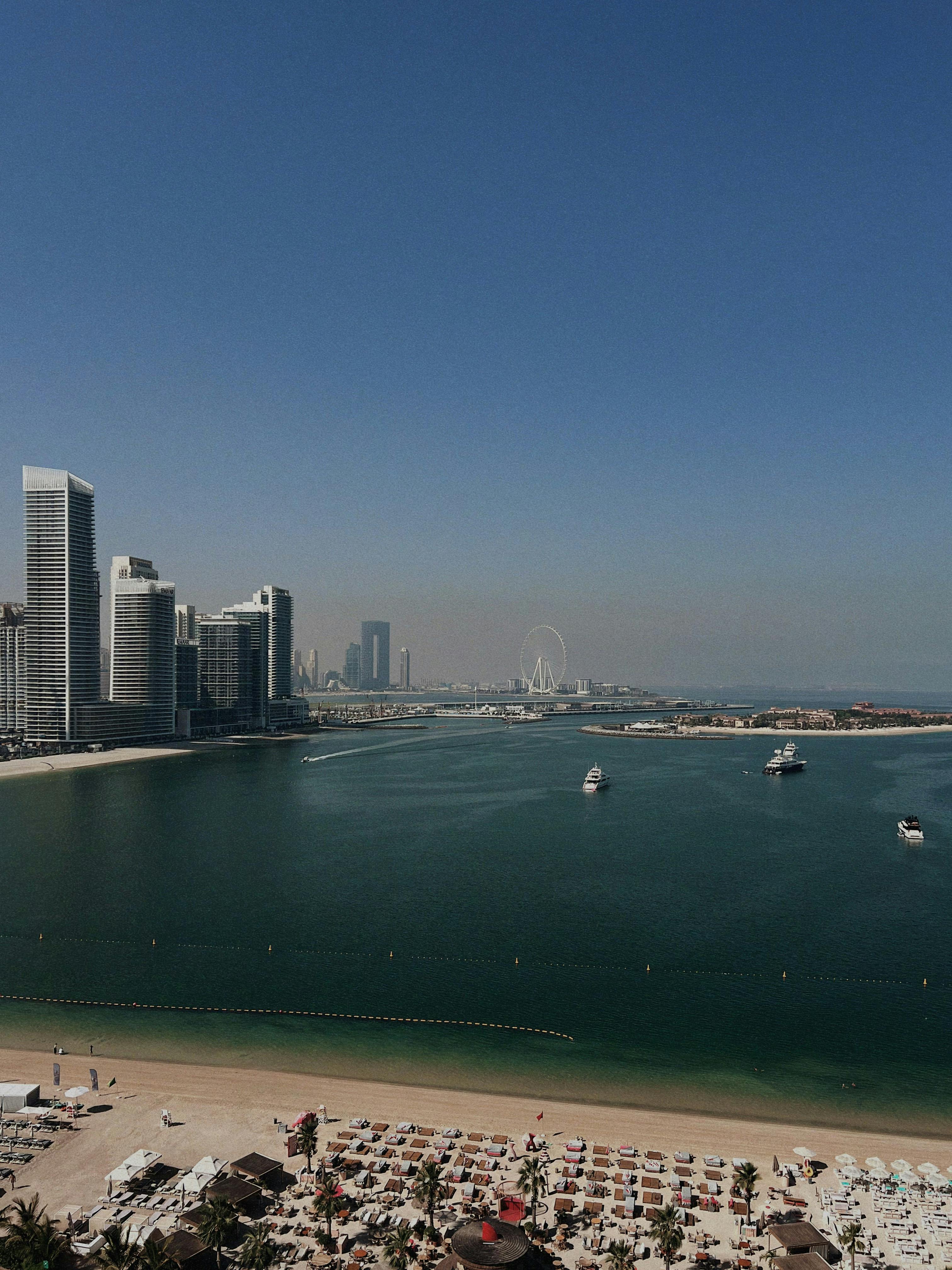 Coastline of Dubai · Free Stock Photo