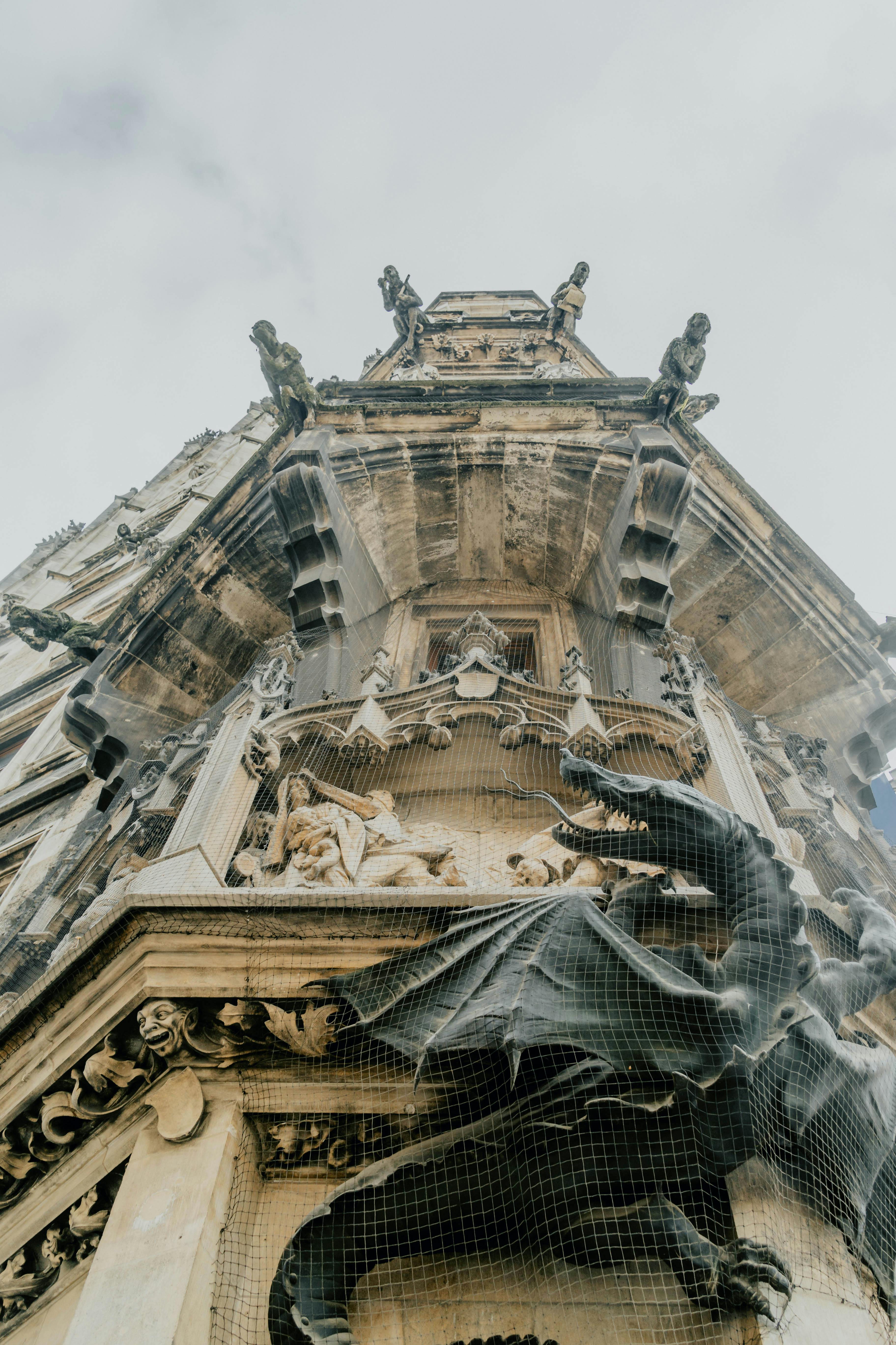 Dragon Sculpture on Building Wall · Free Stock Photo