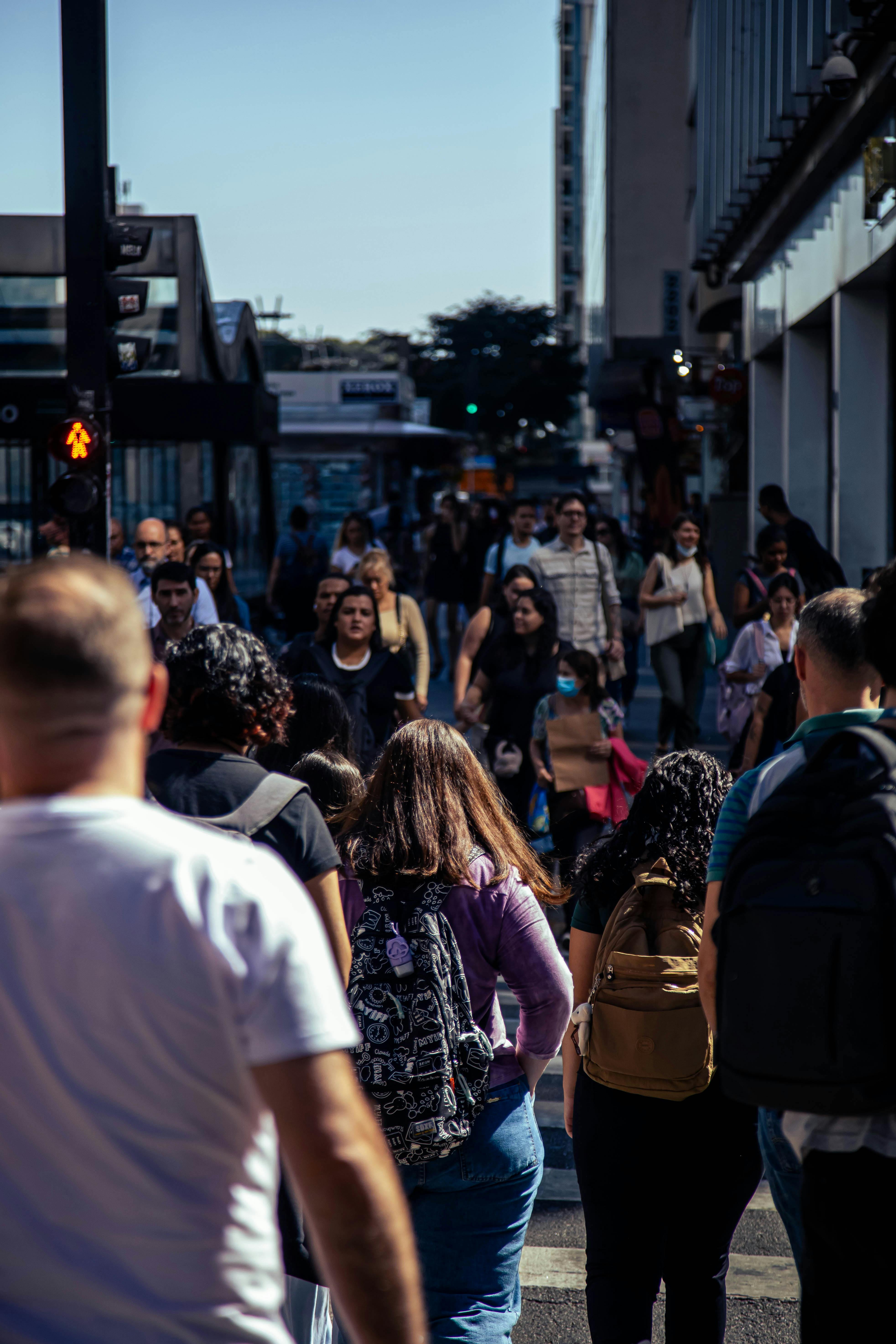 Pedestrians on Street in City · Free Stock Photo