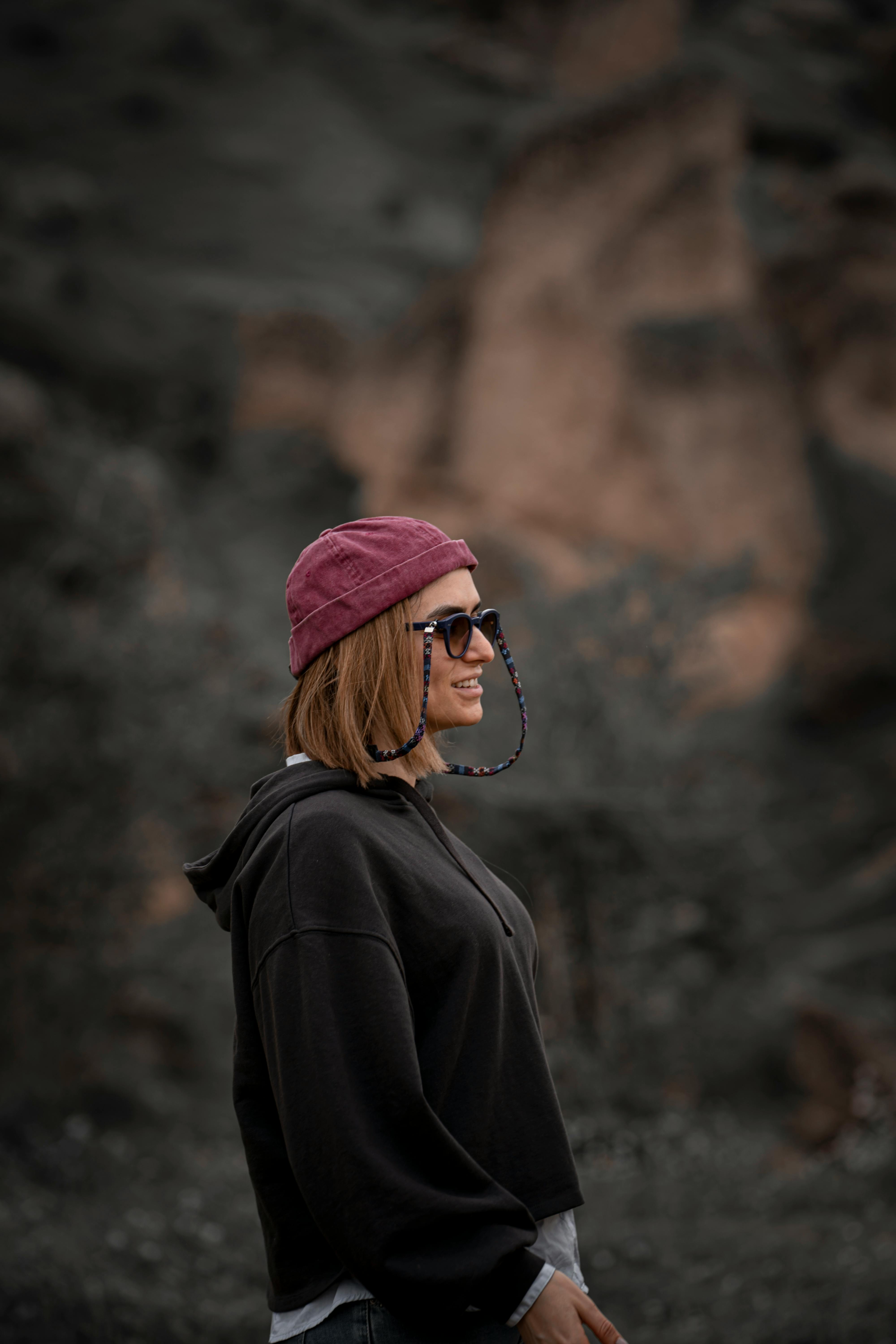 Model With Hoodie 1080x1080 Photos, Download The BEST Free Model With ...