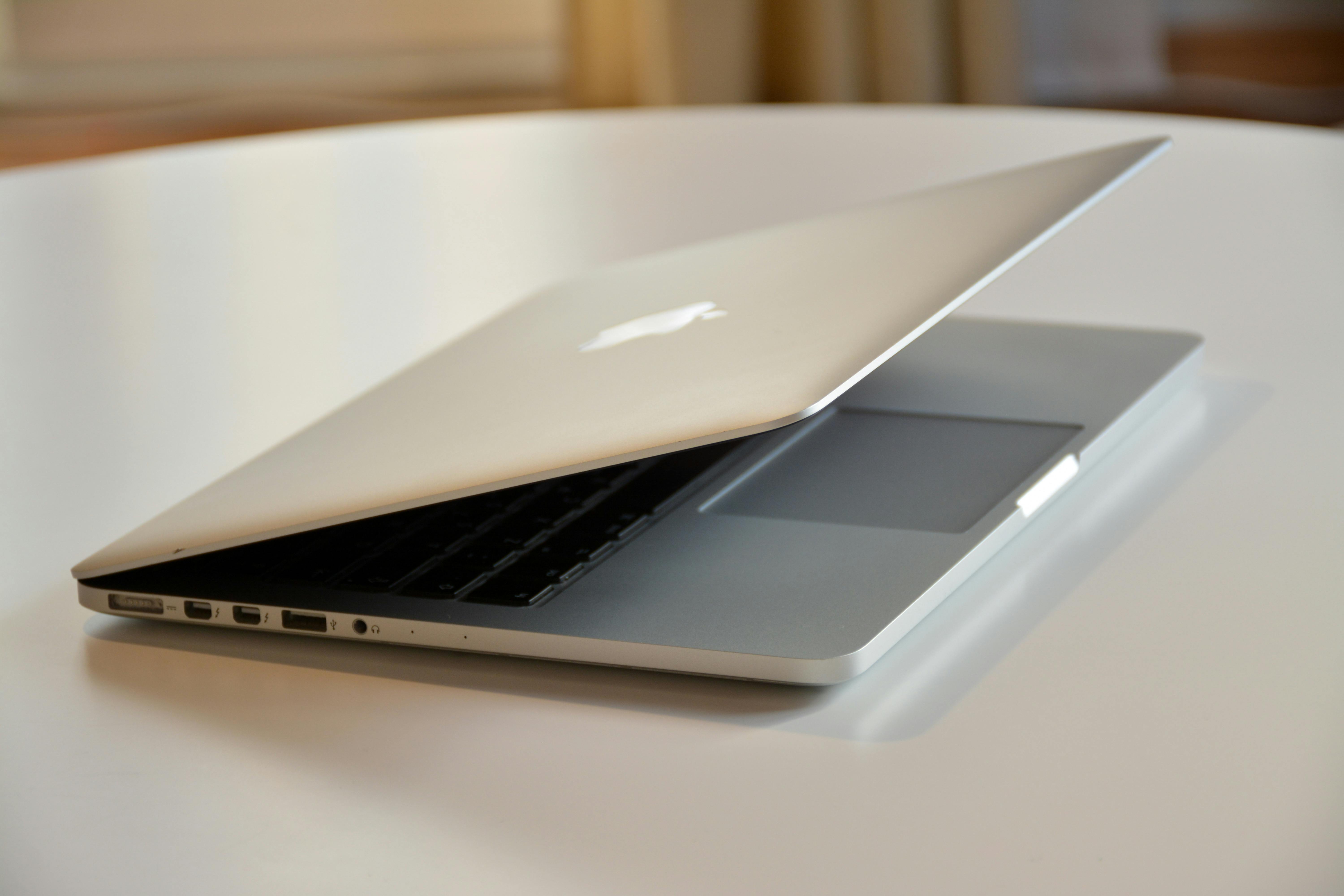 Close-up of Mobile Phone · Free Stock Photo