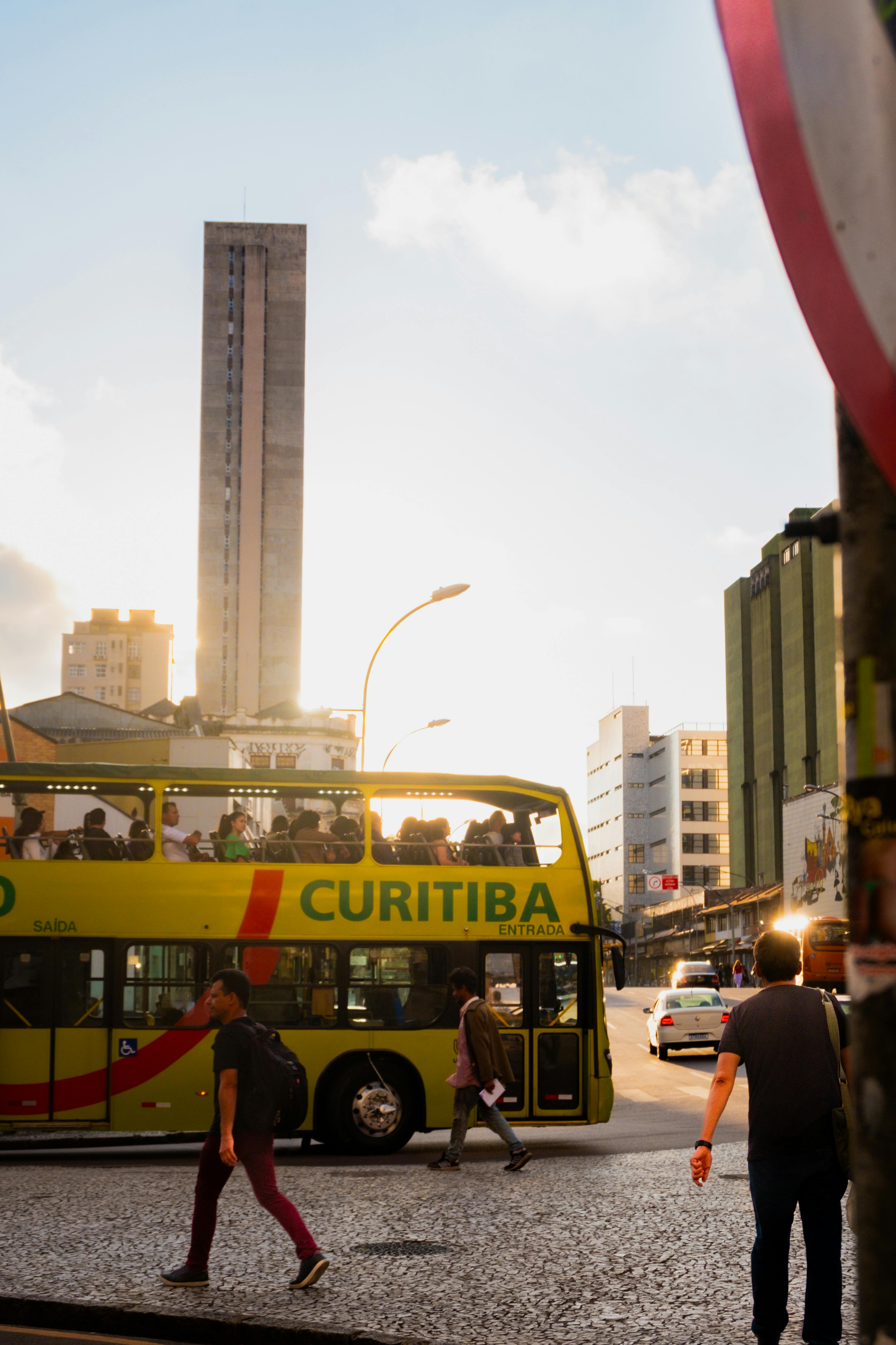 Bus on Street in Curitiba at Sunset · Free Stock Photo