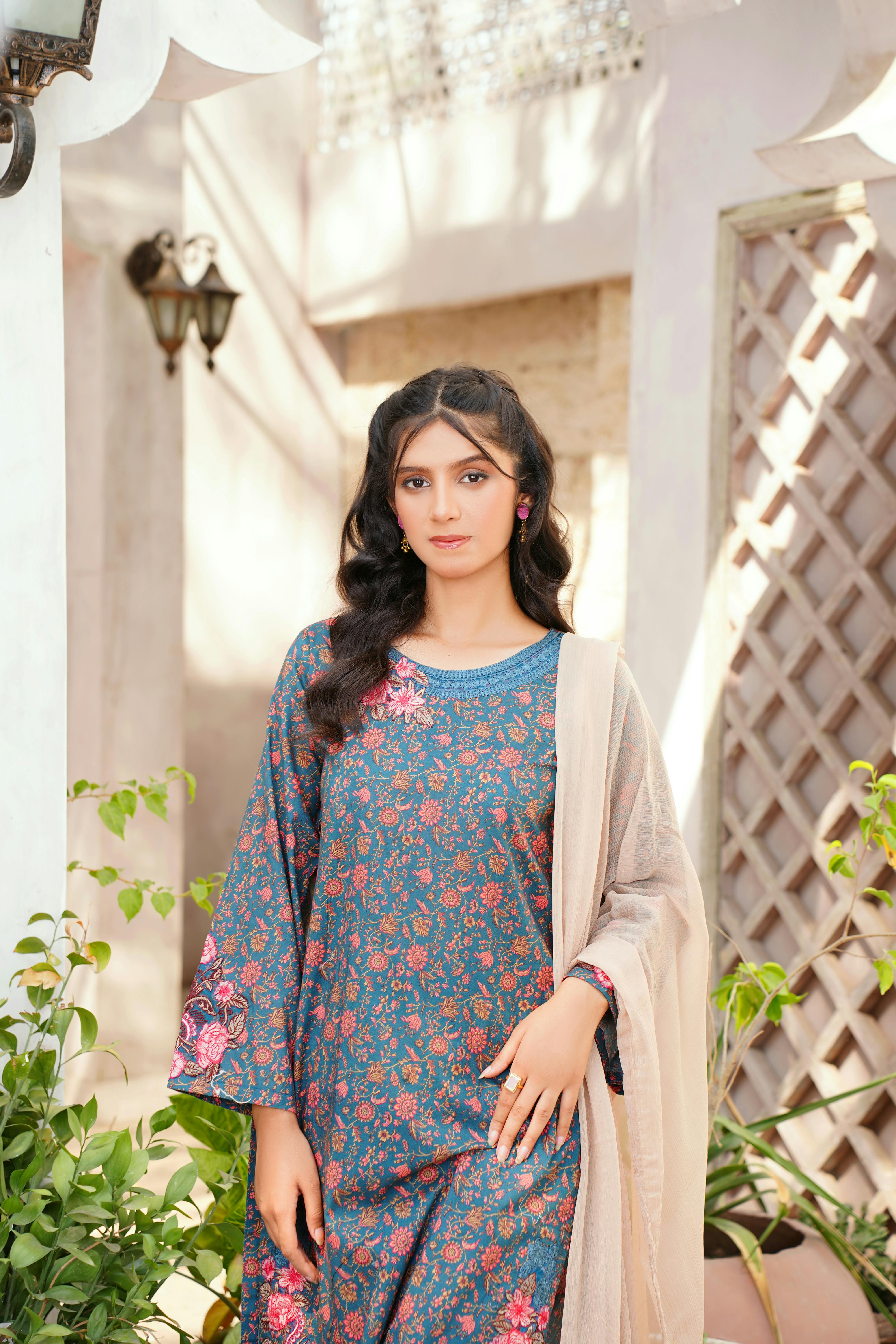 FASHION EASTERN DRESSES · Free Stock Photo