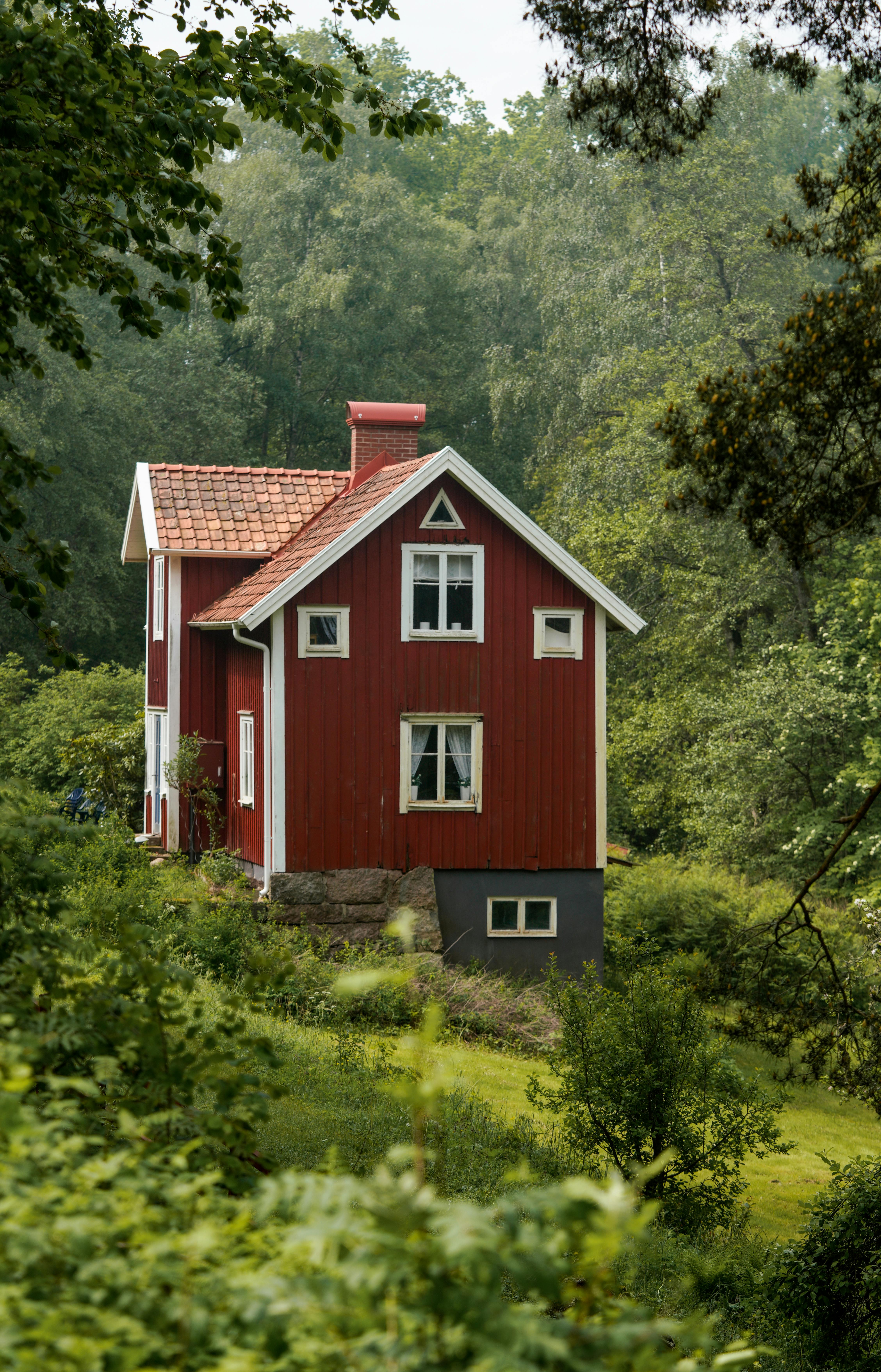 A House With Nature Photos, Download The BEST Free A House With Nature ...
