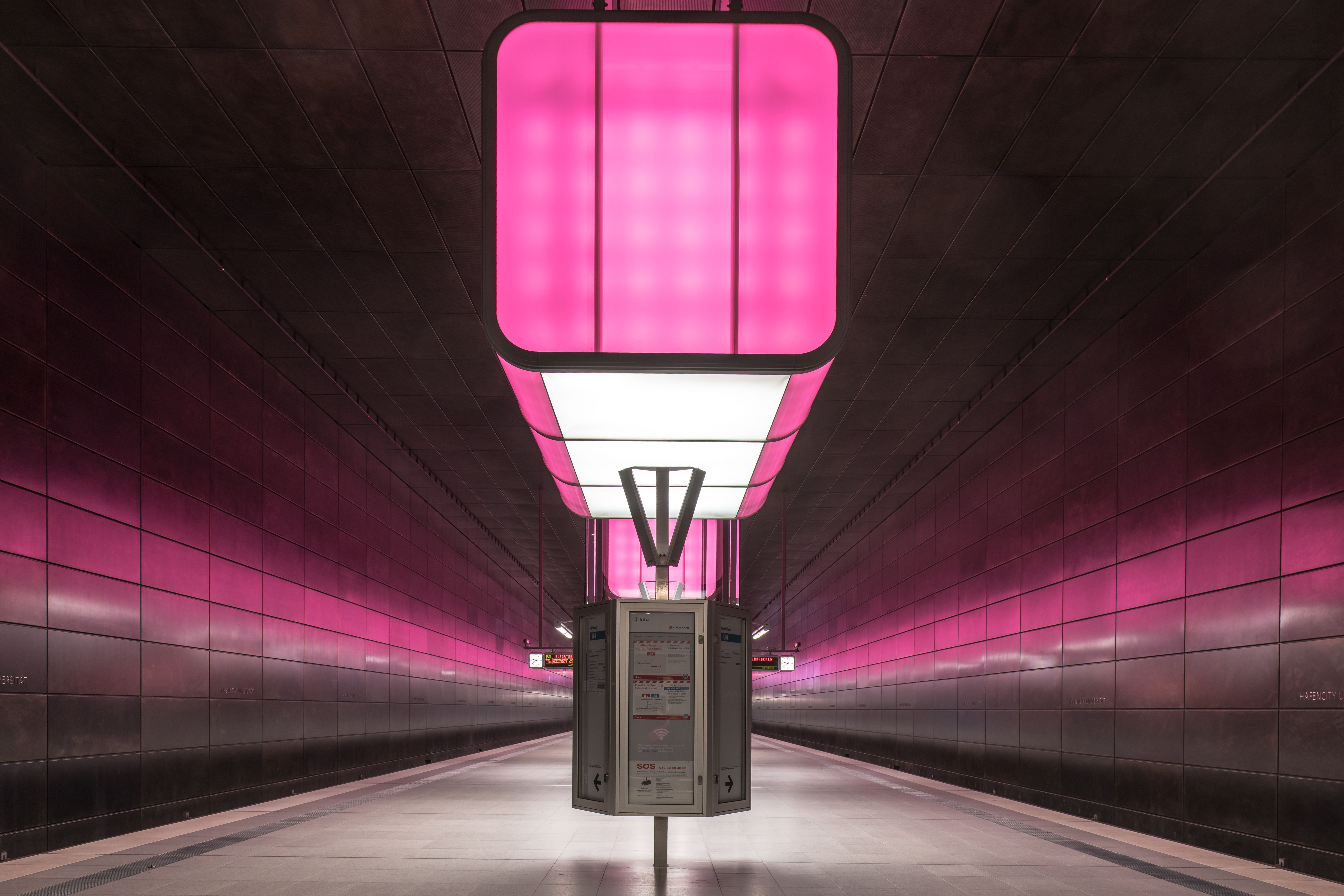 Pink Light at Platform of Subway Station in Germany · Free Stock Photo