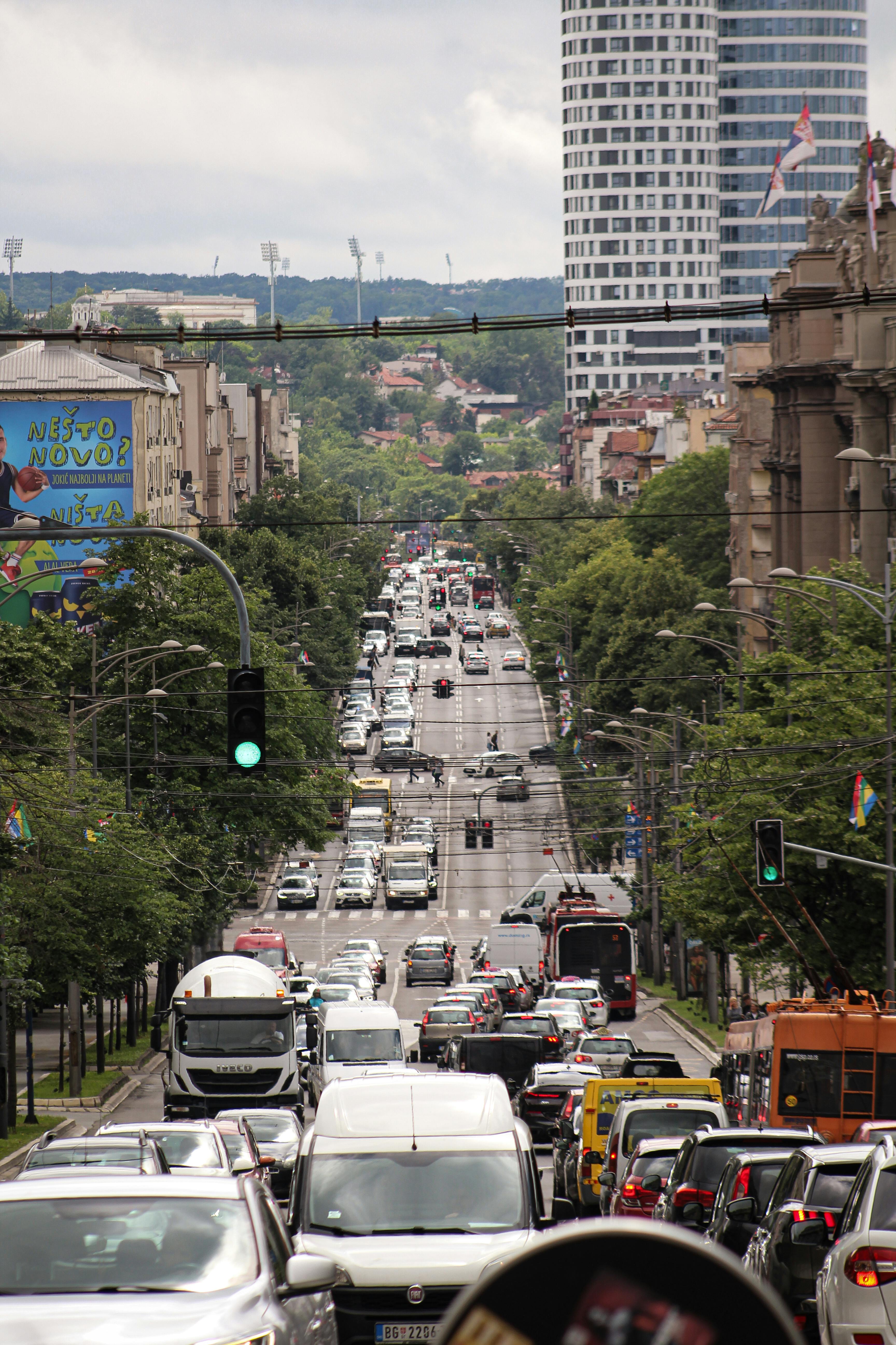 Busy Street in City · Free Stock Photo