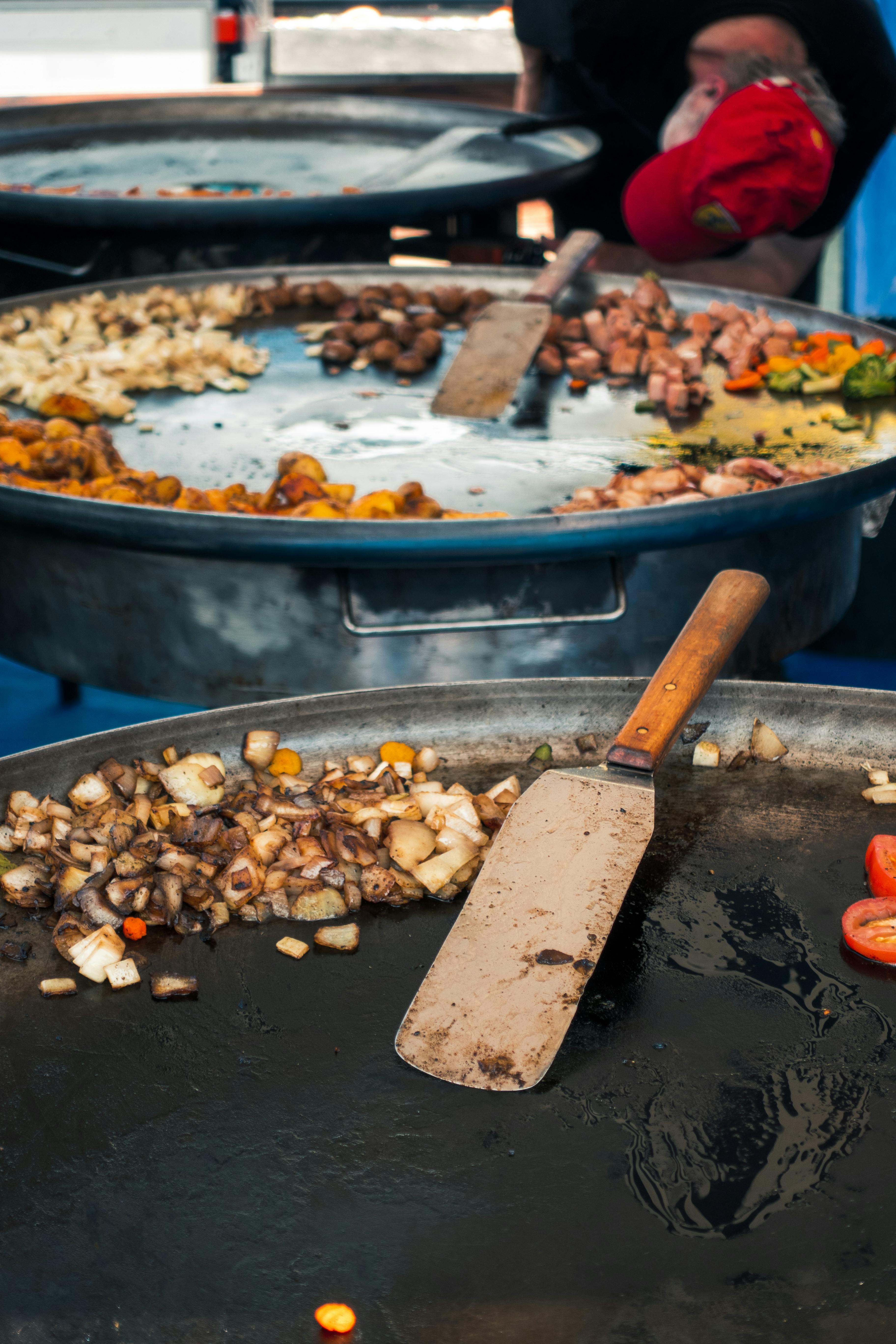 Cooking In Kitchen Photos, Download The BEST Free Cooking In Kitchen ...