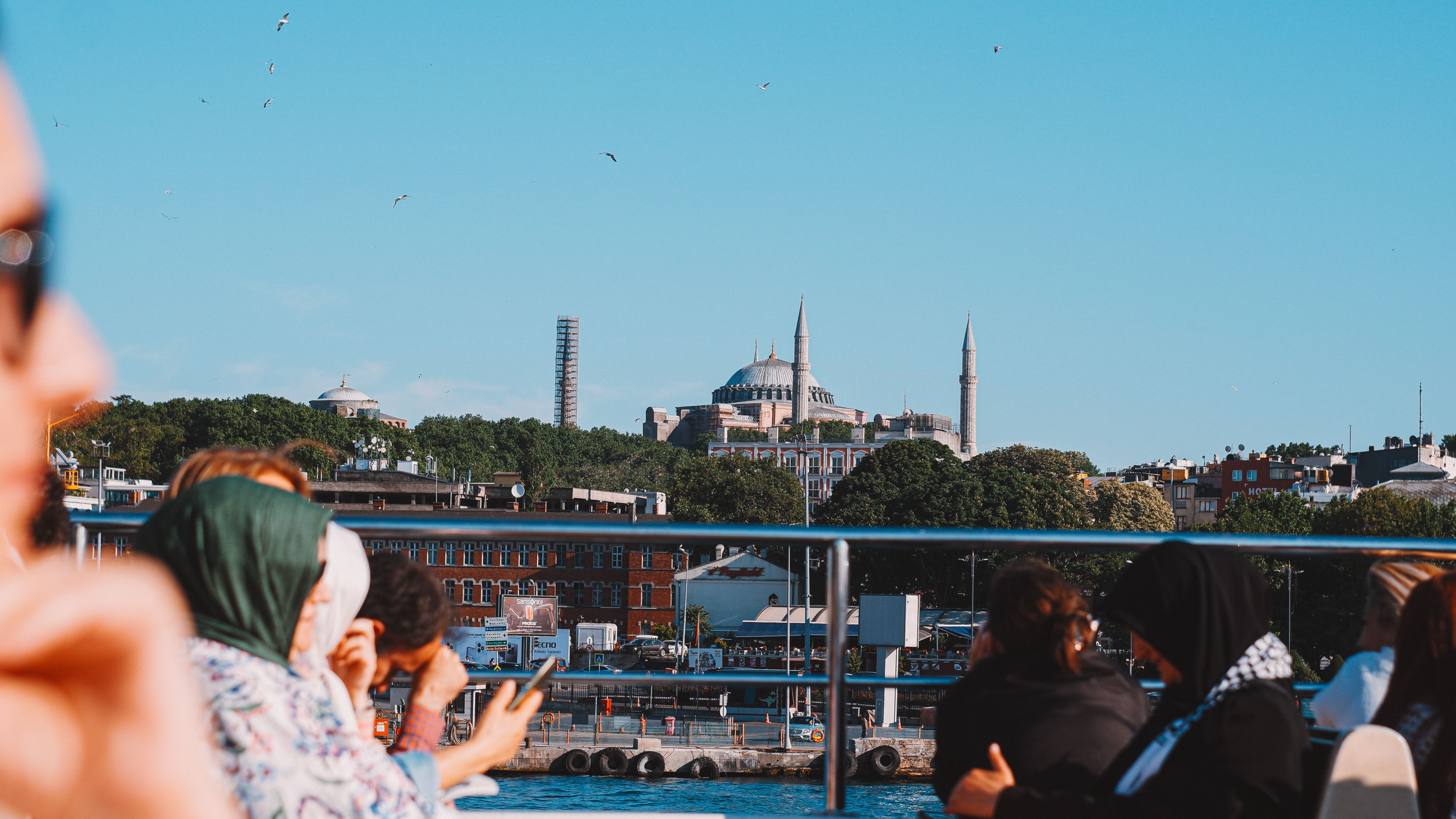 Lrt Crowded Photos, Download The BEST Free Lrt Crowded Stock Photos ...
