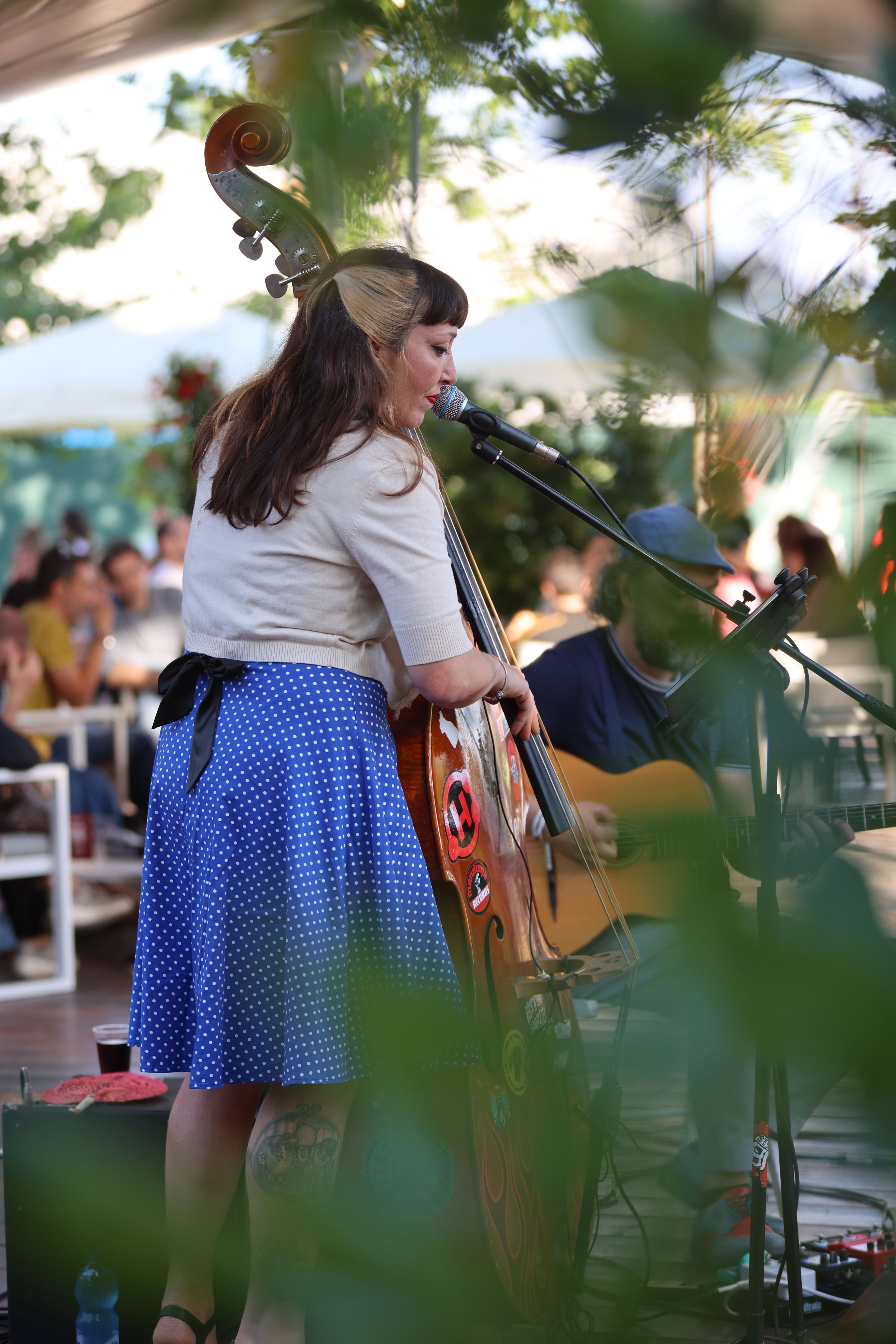 Singer Polka Photos, Download The BEST Free Singer Polka Stock Photos ...