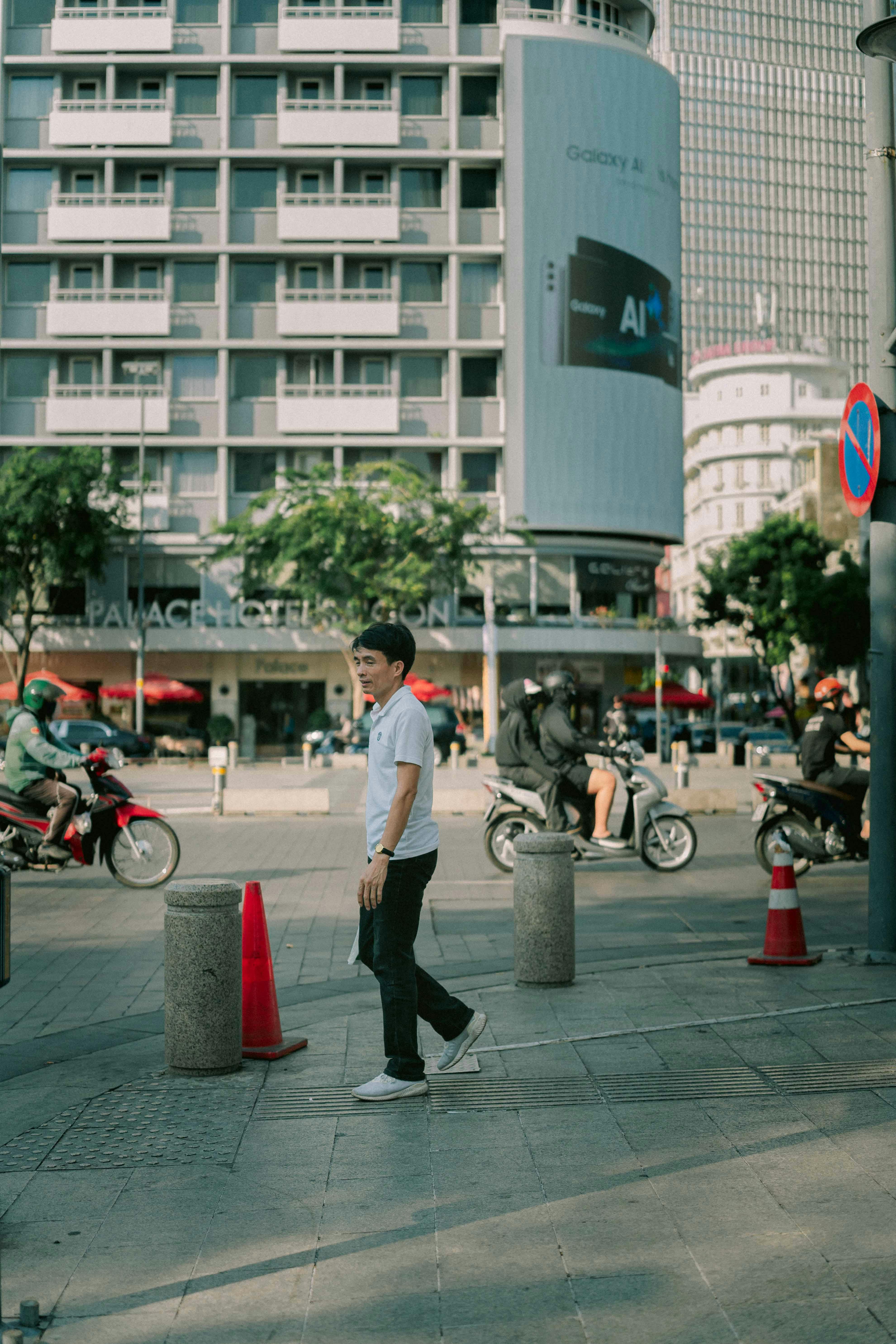 Beginner's Guide To Renting A Motorcycle - X8Moto Motorcycle Rentals