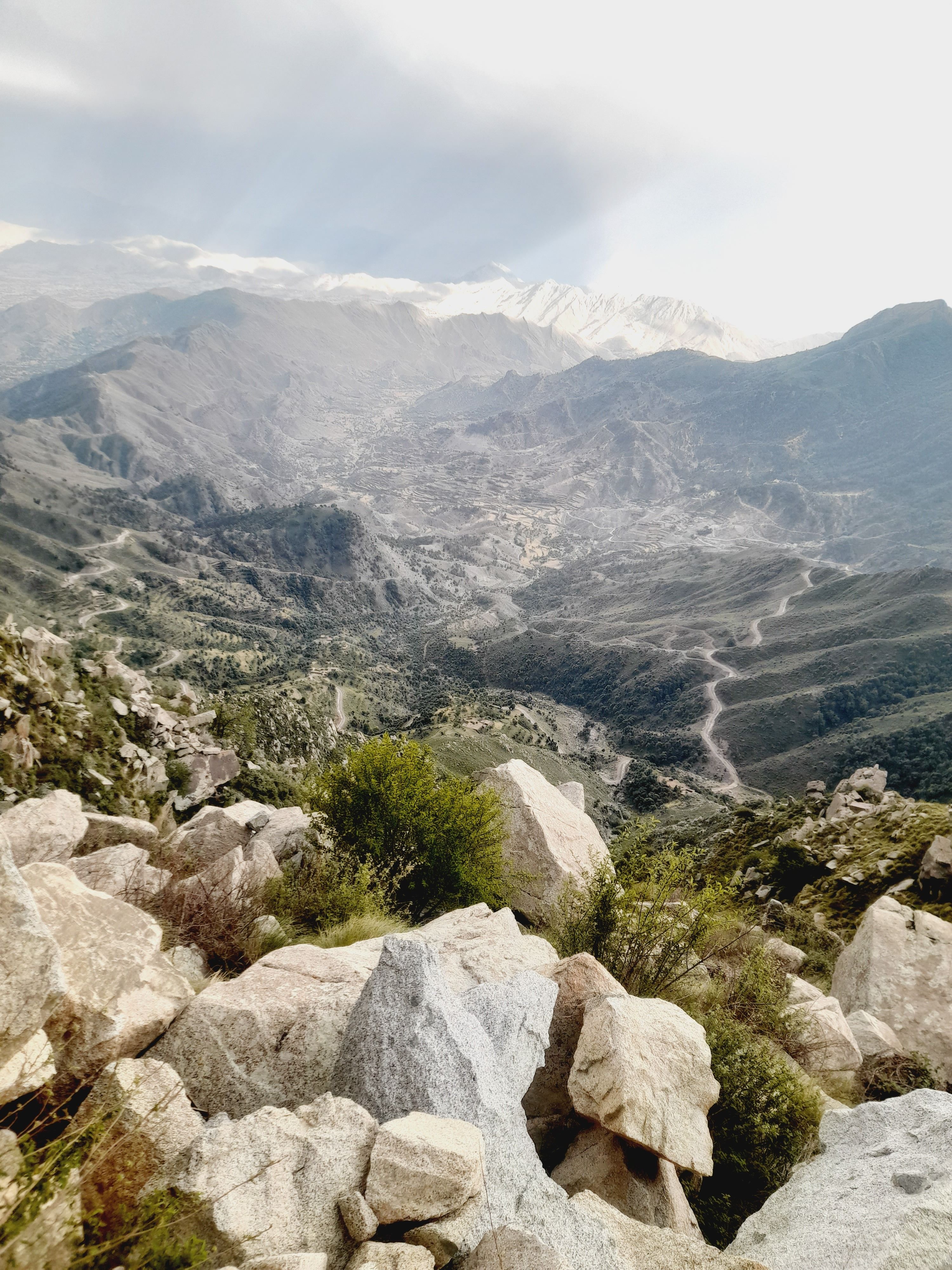 Rocks in a Mountain Valley · Free Stock Photo