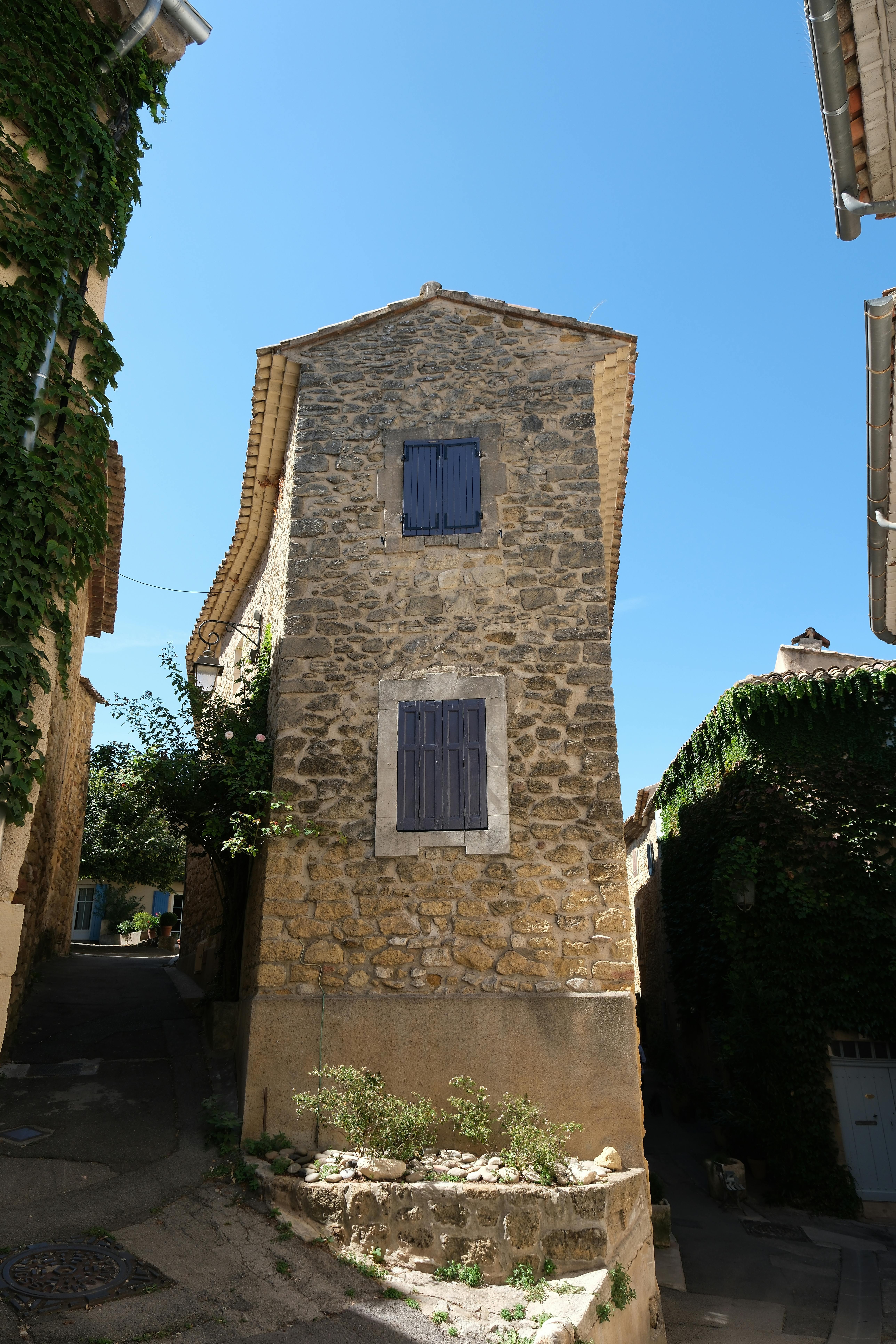 Narrow Stone House · Free Stock Photo