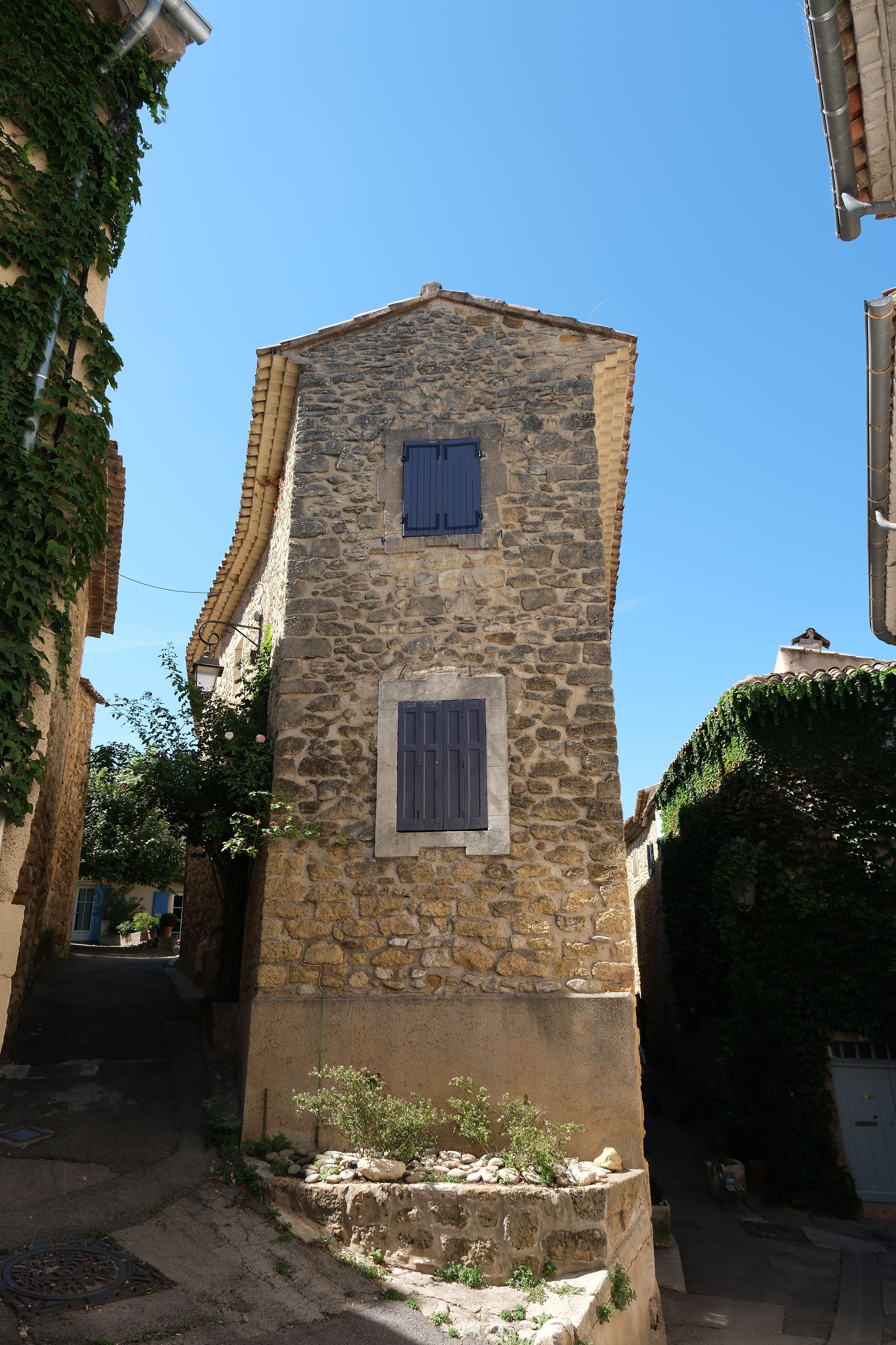Narrow Stone House · Free Stock Photo