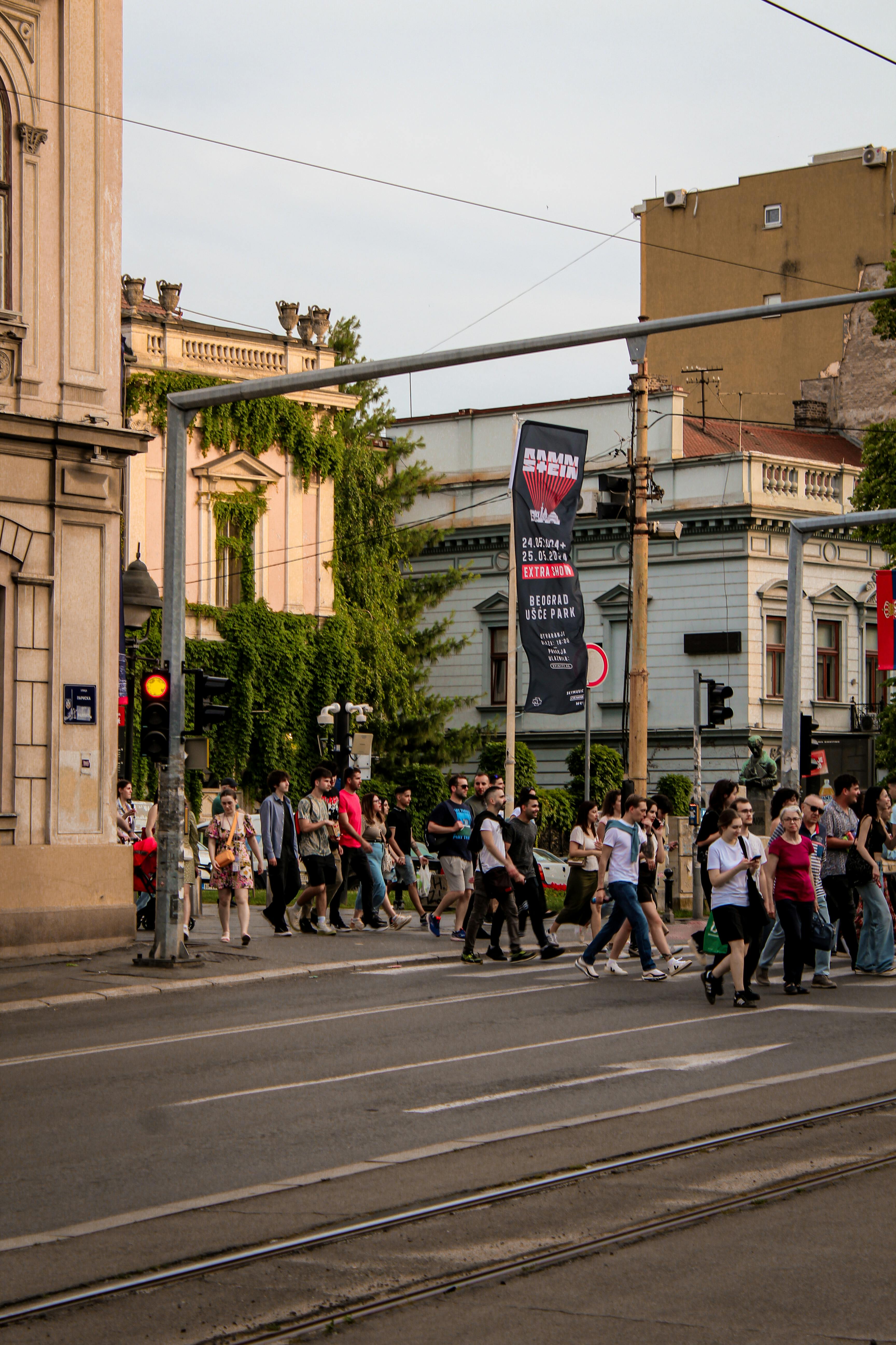 Large Group of Pedestrians Crossing a Street · Free Stock Photo