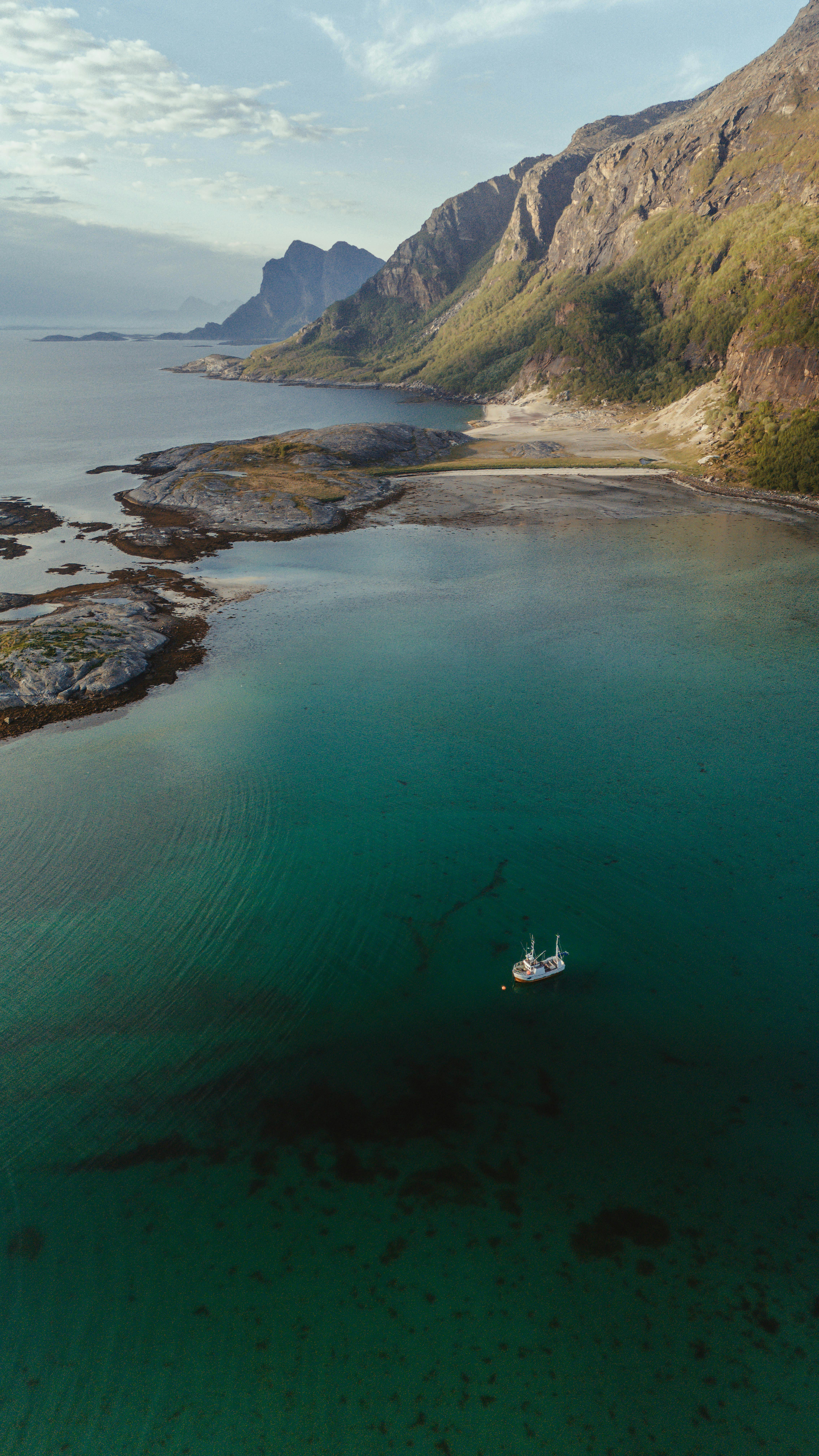 Drone Shot of Boat in Ocean · Free Stock Photo