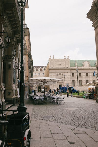 Street Cafes Photos, Download The BEST Free Street Cafes Stock Photos ...