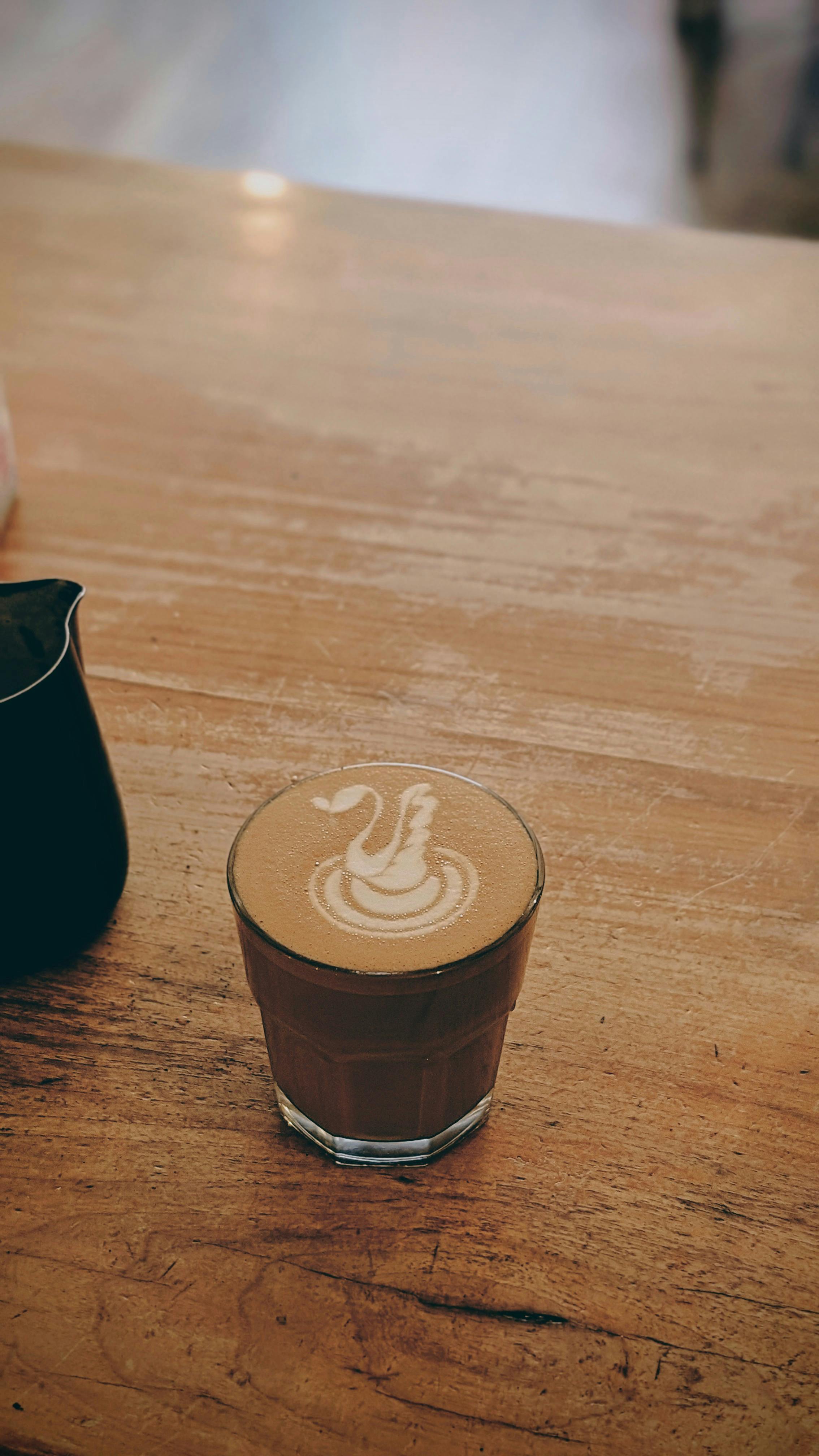 有关＃室内, java, 冷靜, 卡布奇諾, 和平的, 咖啡, 咖啡因, 咖啡师技能, 咖啡師, 咖啡店, 咖啡廳, 咖啡桌, 咖啡馆体验 ...