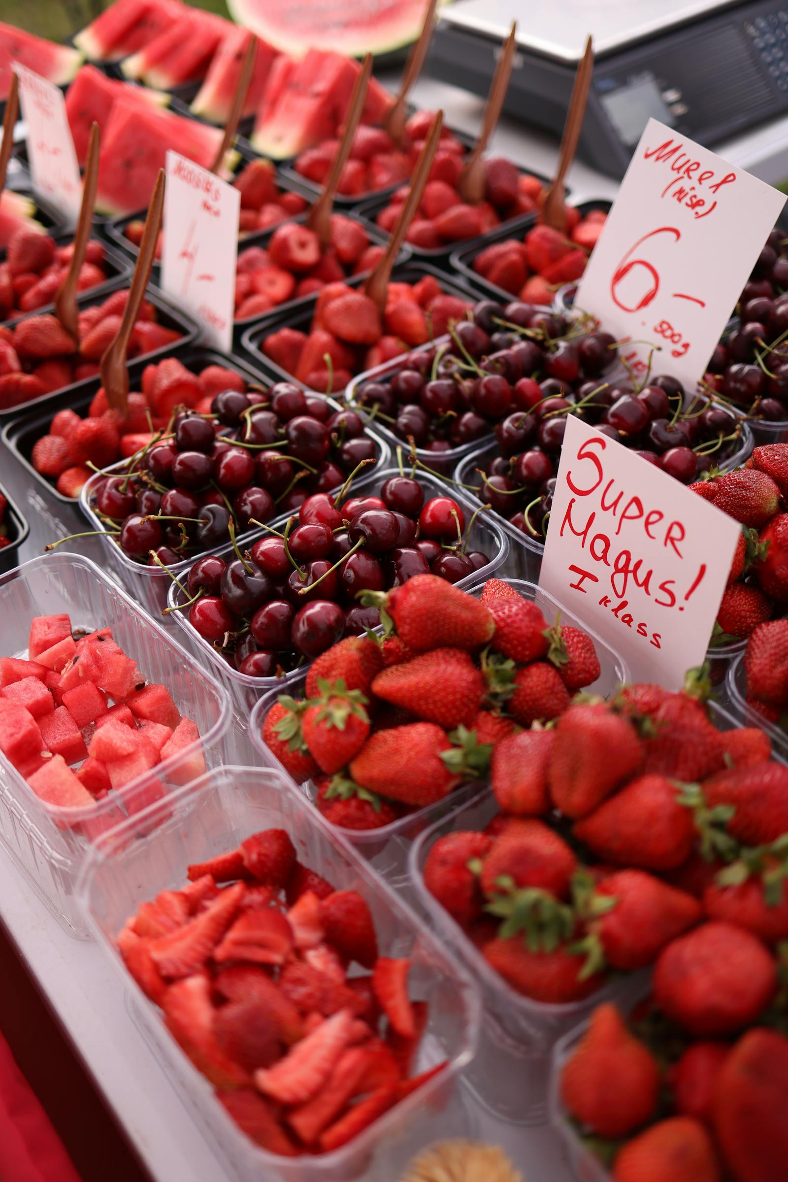 Target Market Photos, Download The BEST Free Target Market Stock Photos ...