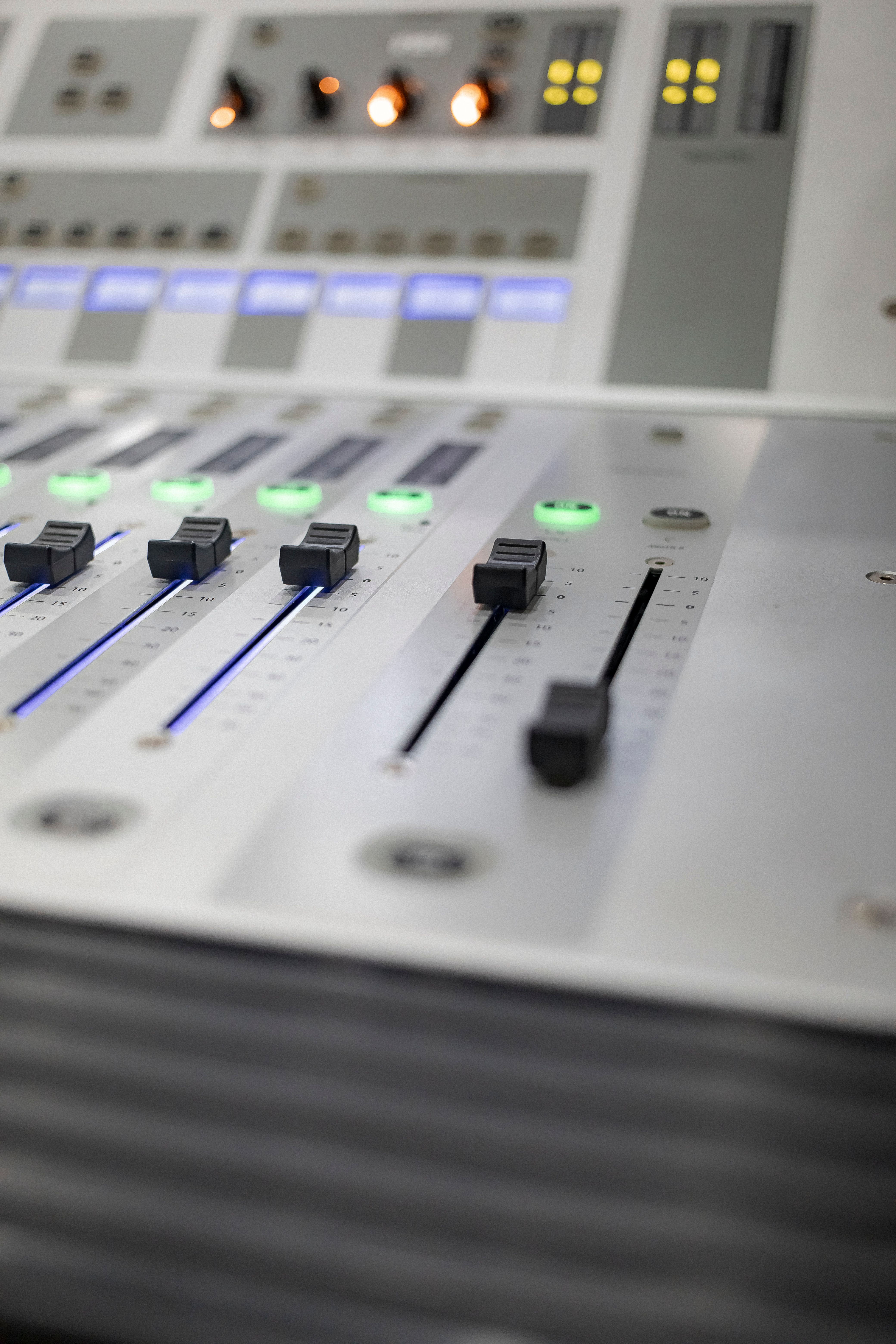 Knobs on Control Panel · Free Stock Photo