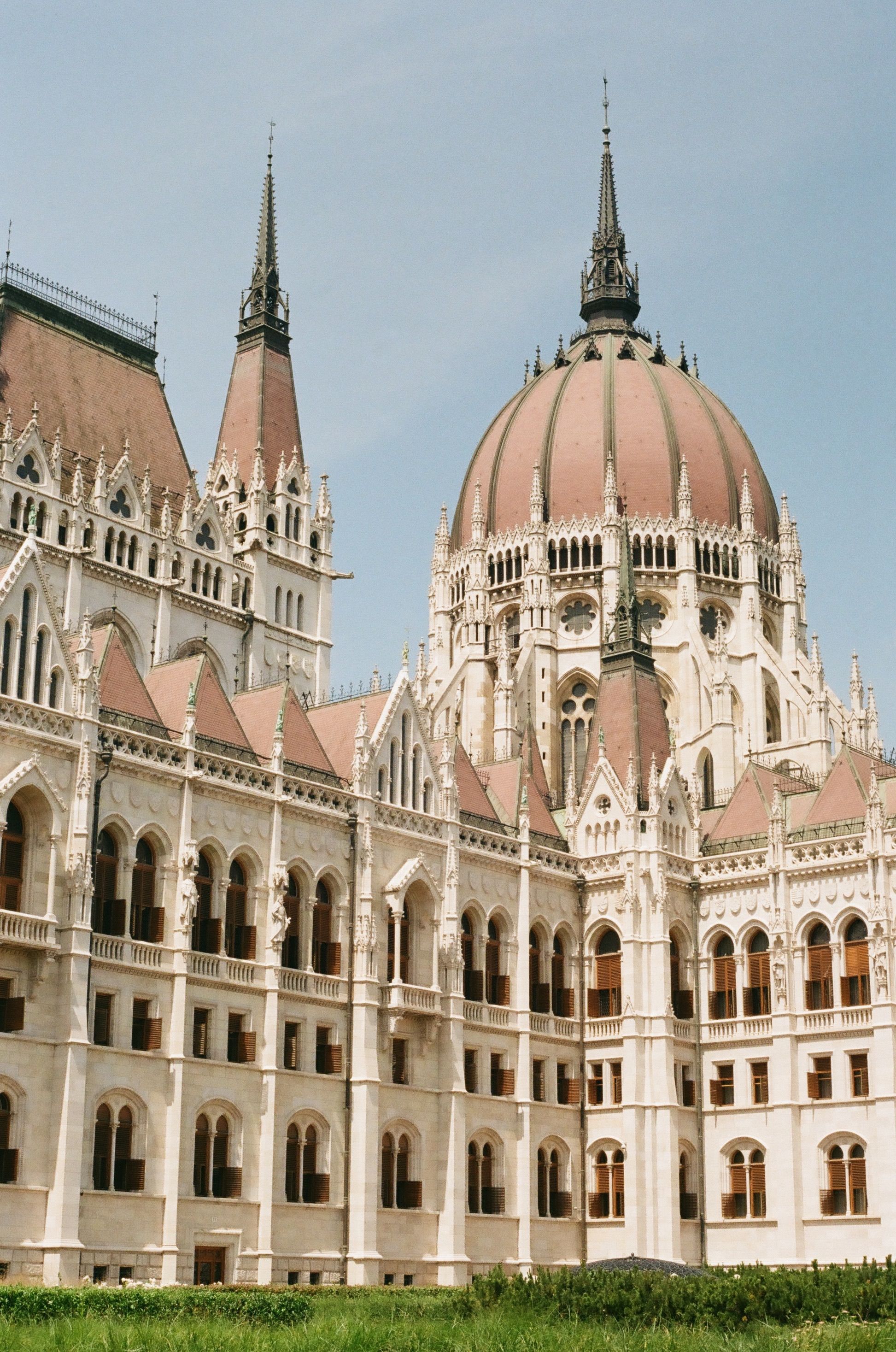 Facade of Hungarian Parliament Building in Budapest · Free Stock Photo