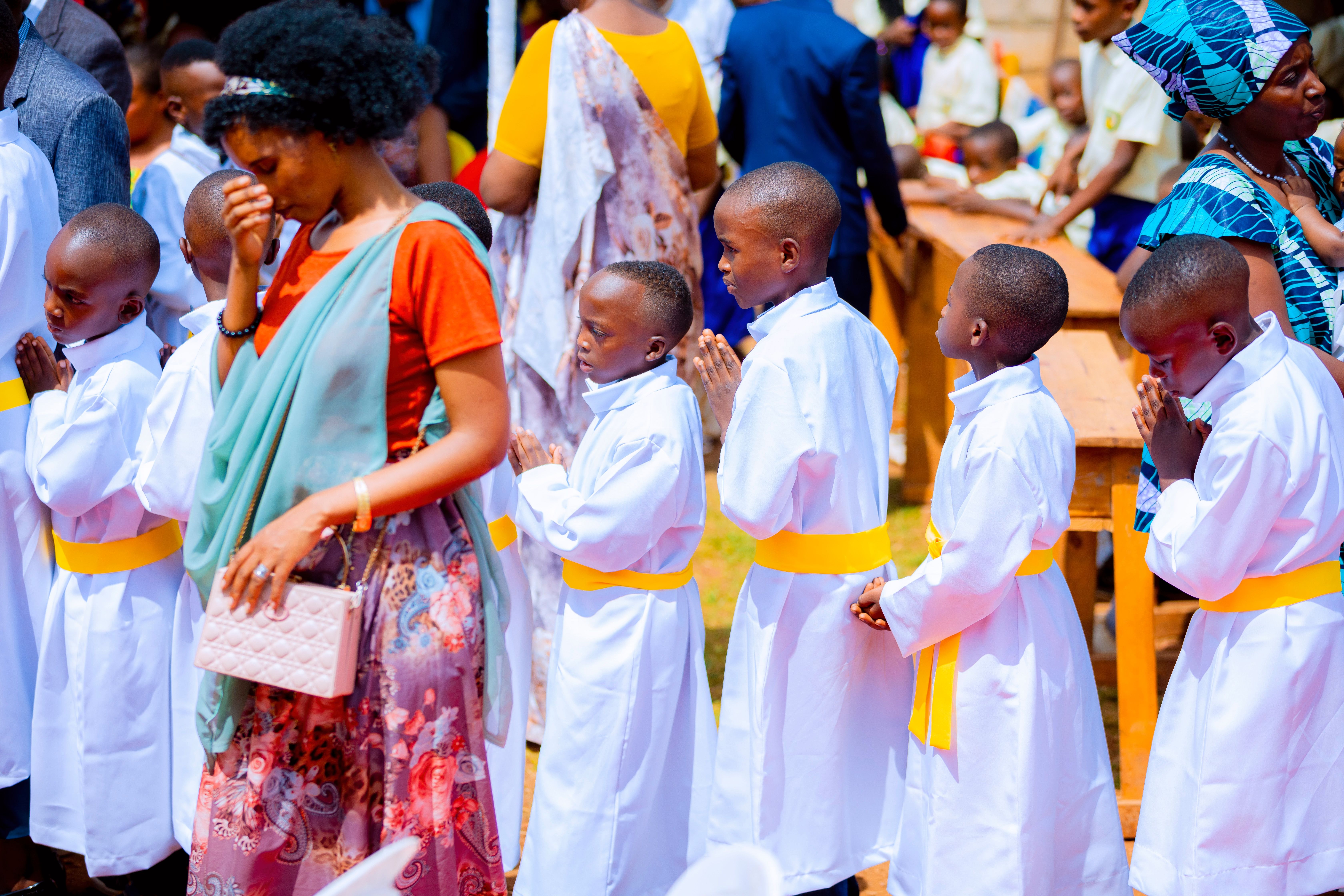 Kids in a Church · Free Stock Photo