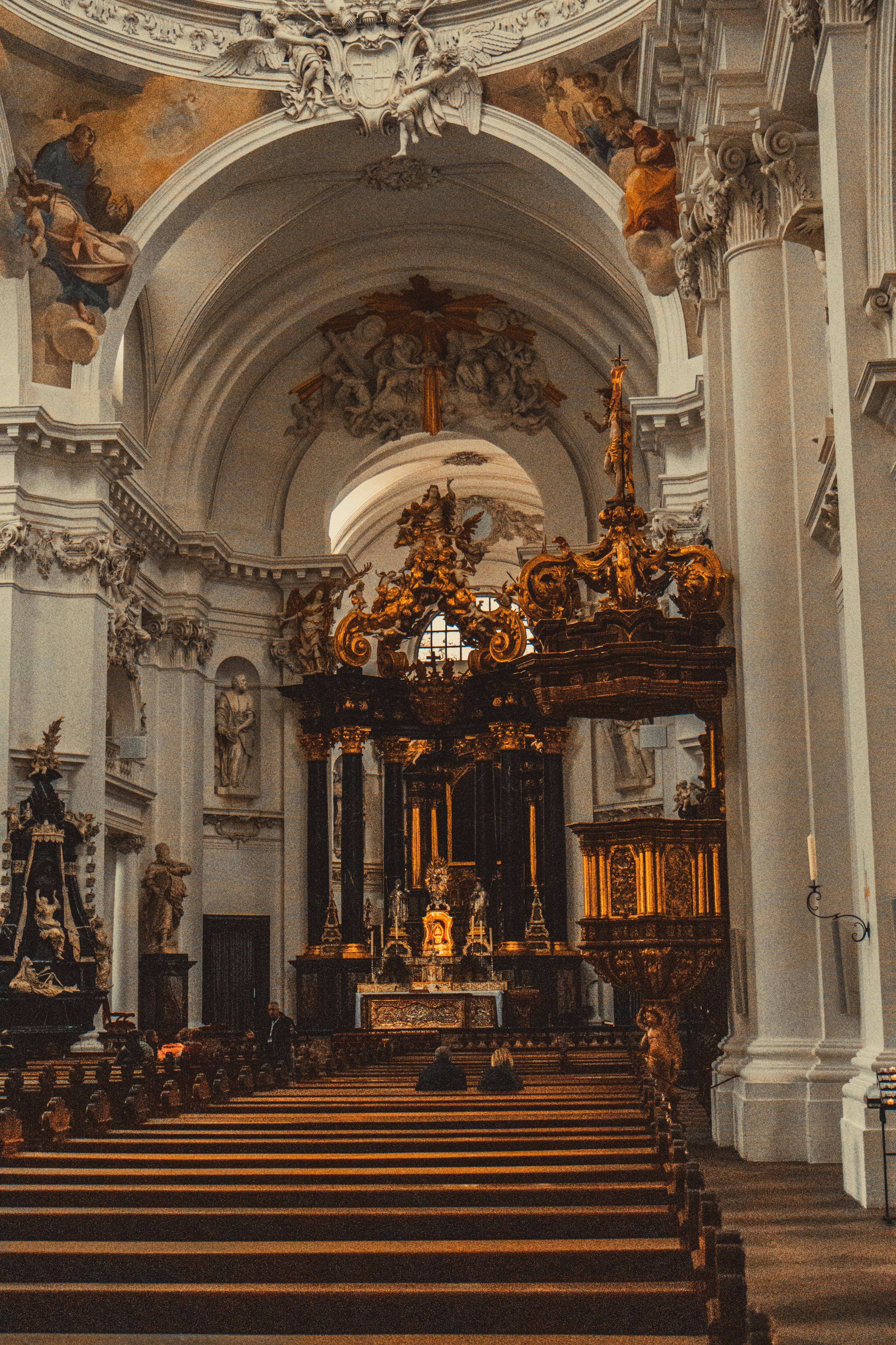A church with gold and white decorations · Free Stock Photo