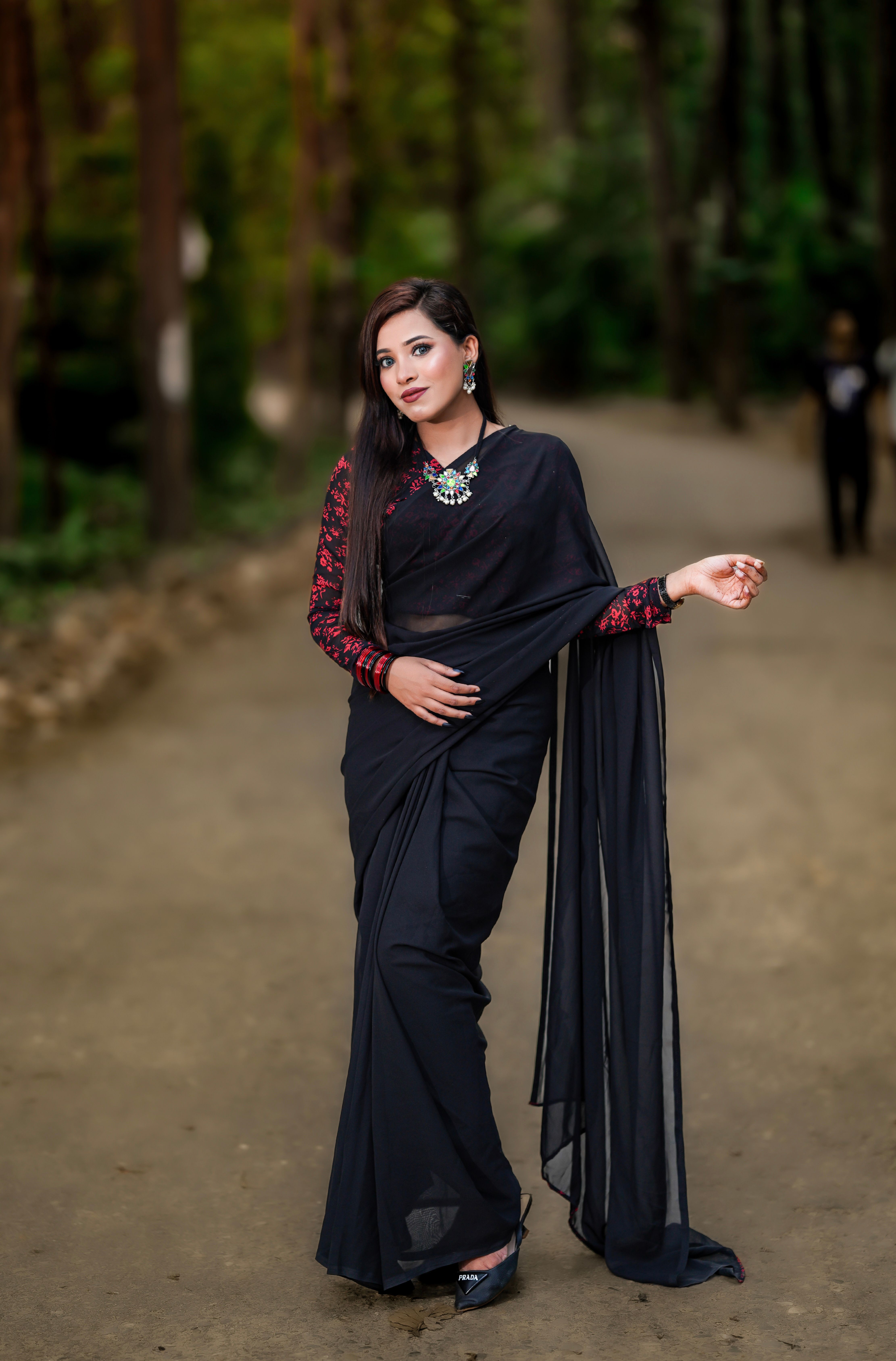 Black saree with red blouse · Free Stock Photo