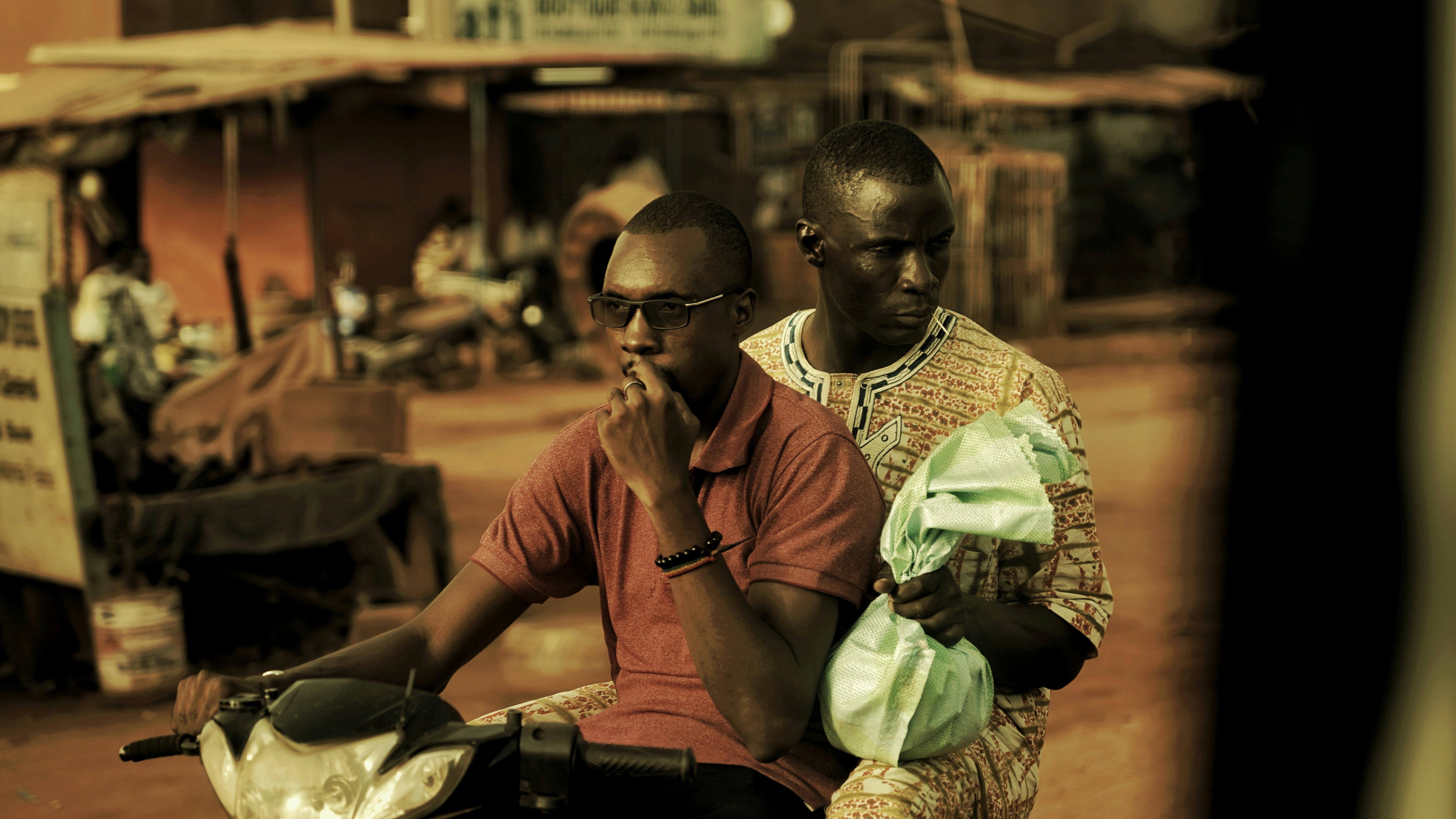 Connecting With Locals Photos, Download The BEST Free Connecting With ...