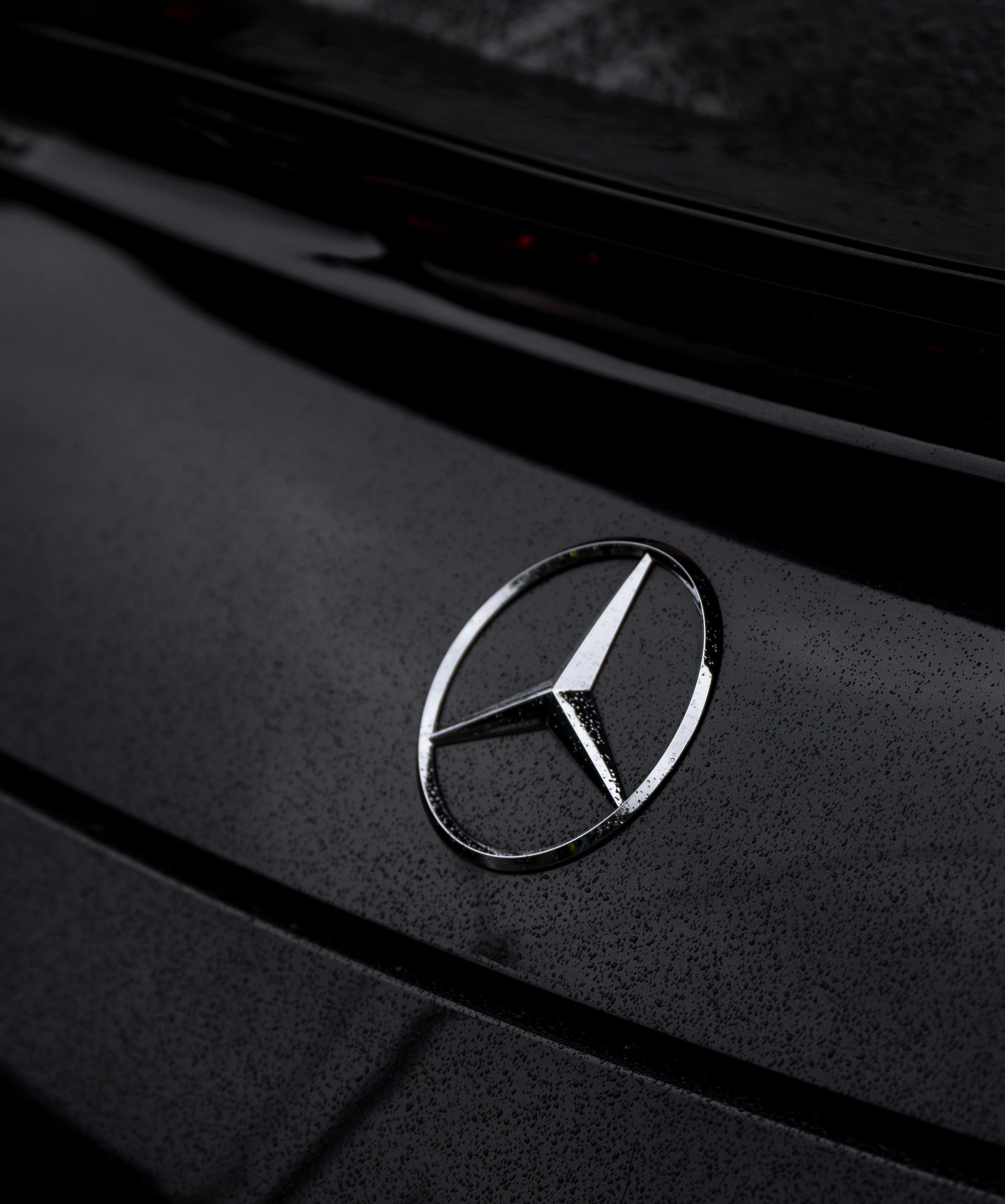 Mercedes Emblem on Livery · Free Stock Photo