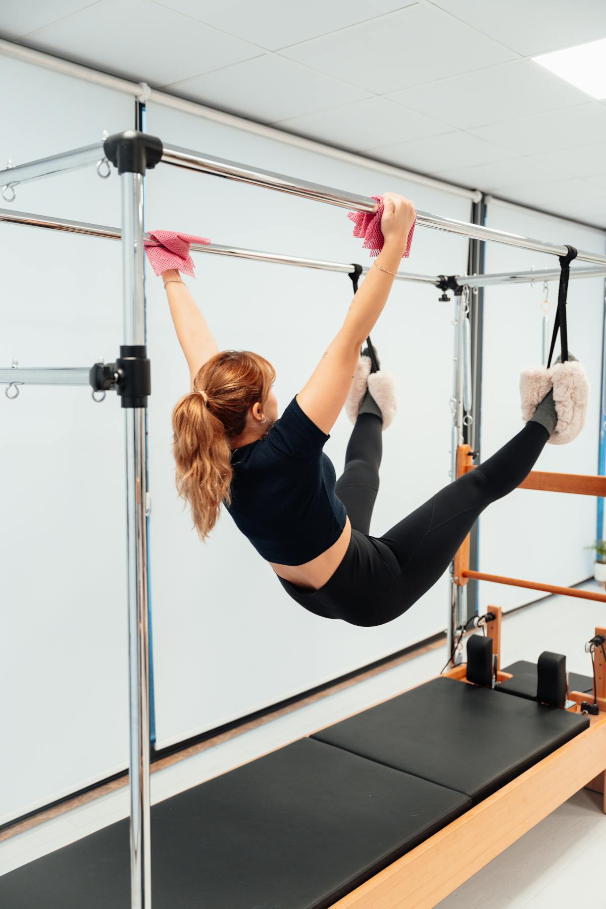 Pilates Reformer Photos, Download The BEST Free Pilates Reformer Stock ...