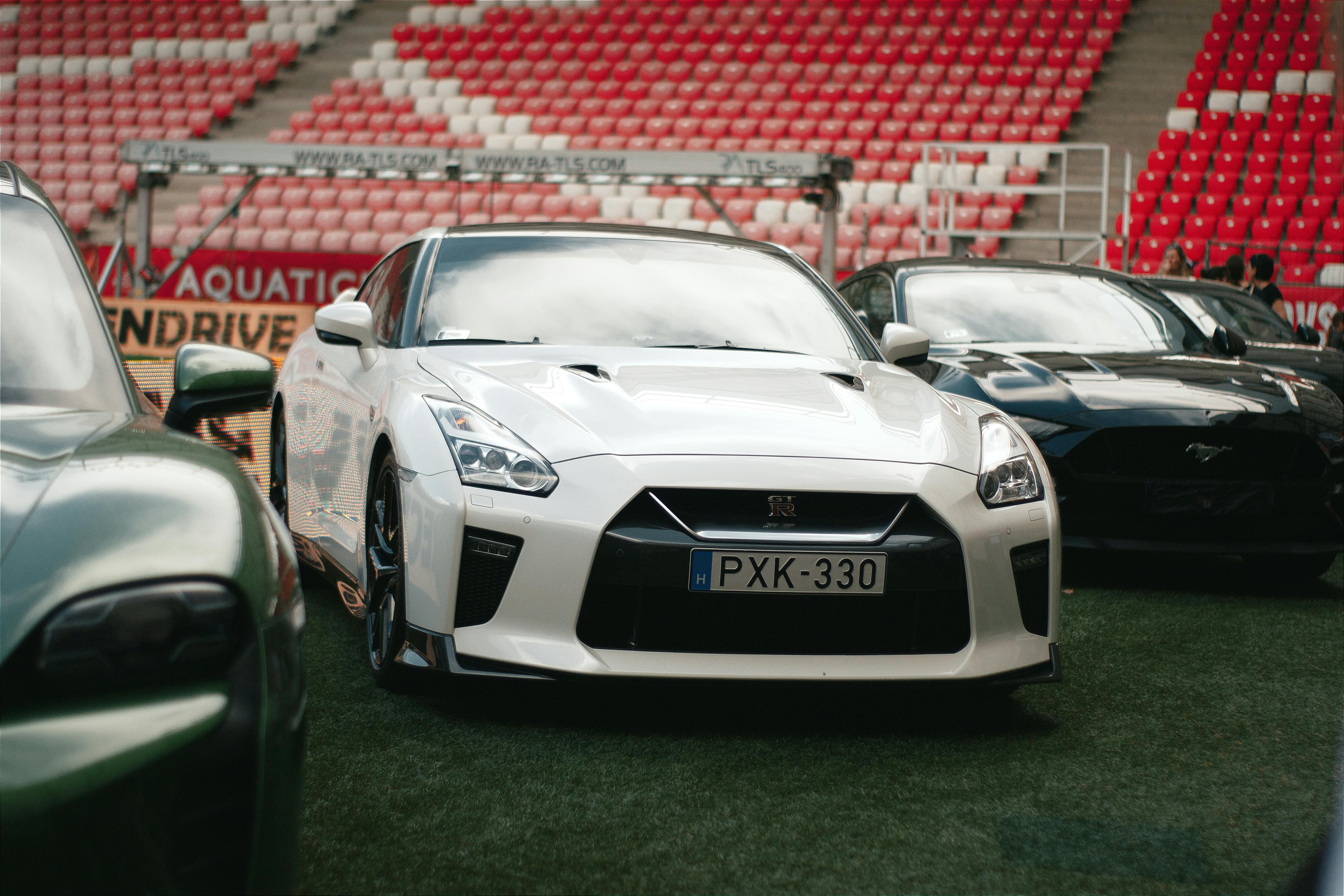 Nissan gt-r nismo at the german auto show · Free Stock Photo