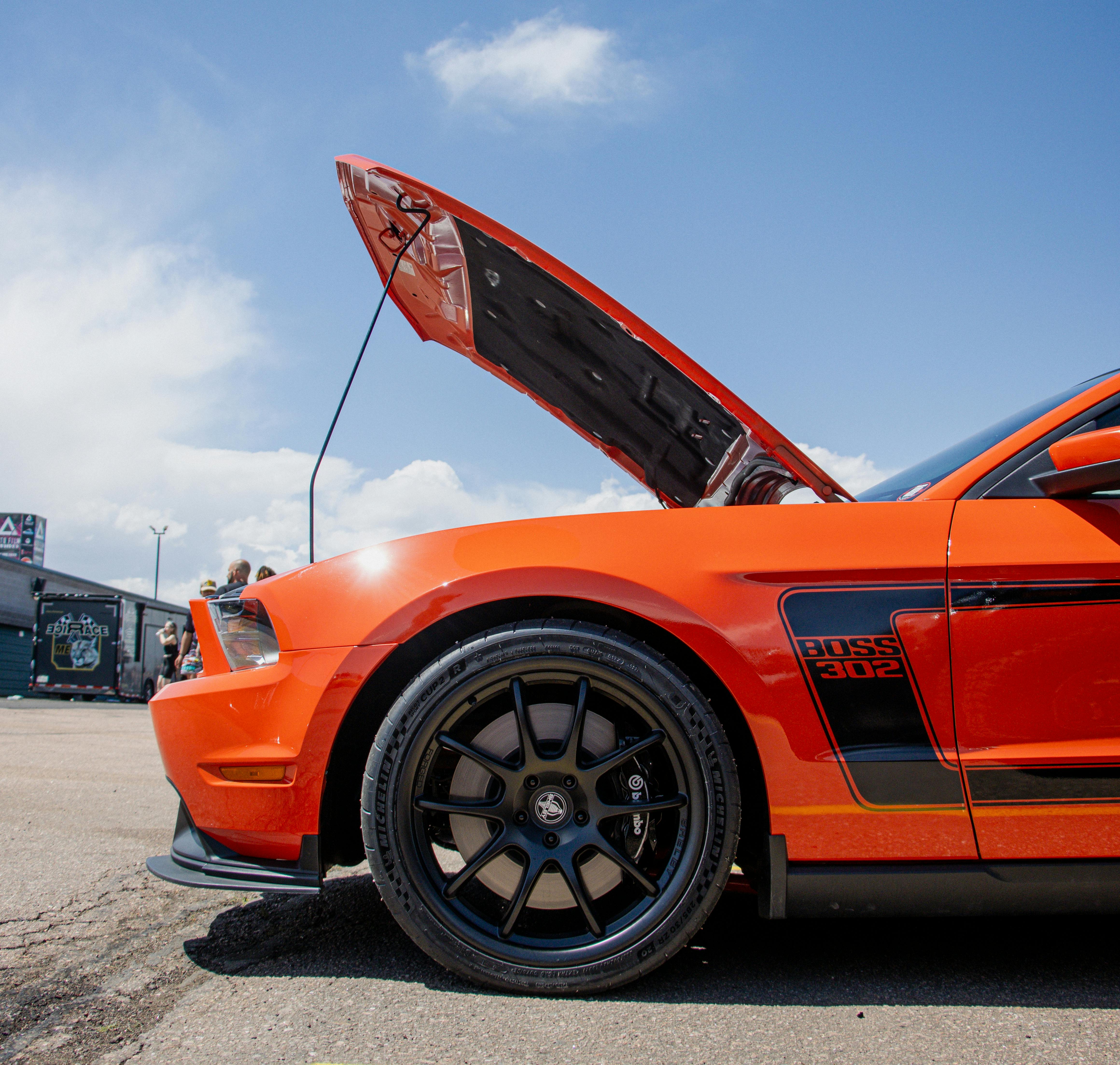 Front Axis of a Ford Mustang Boss 302 · Free Stock Photo
